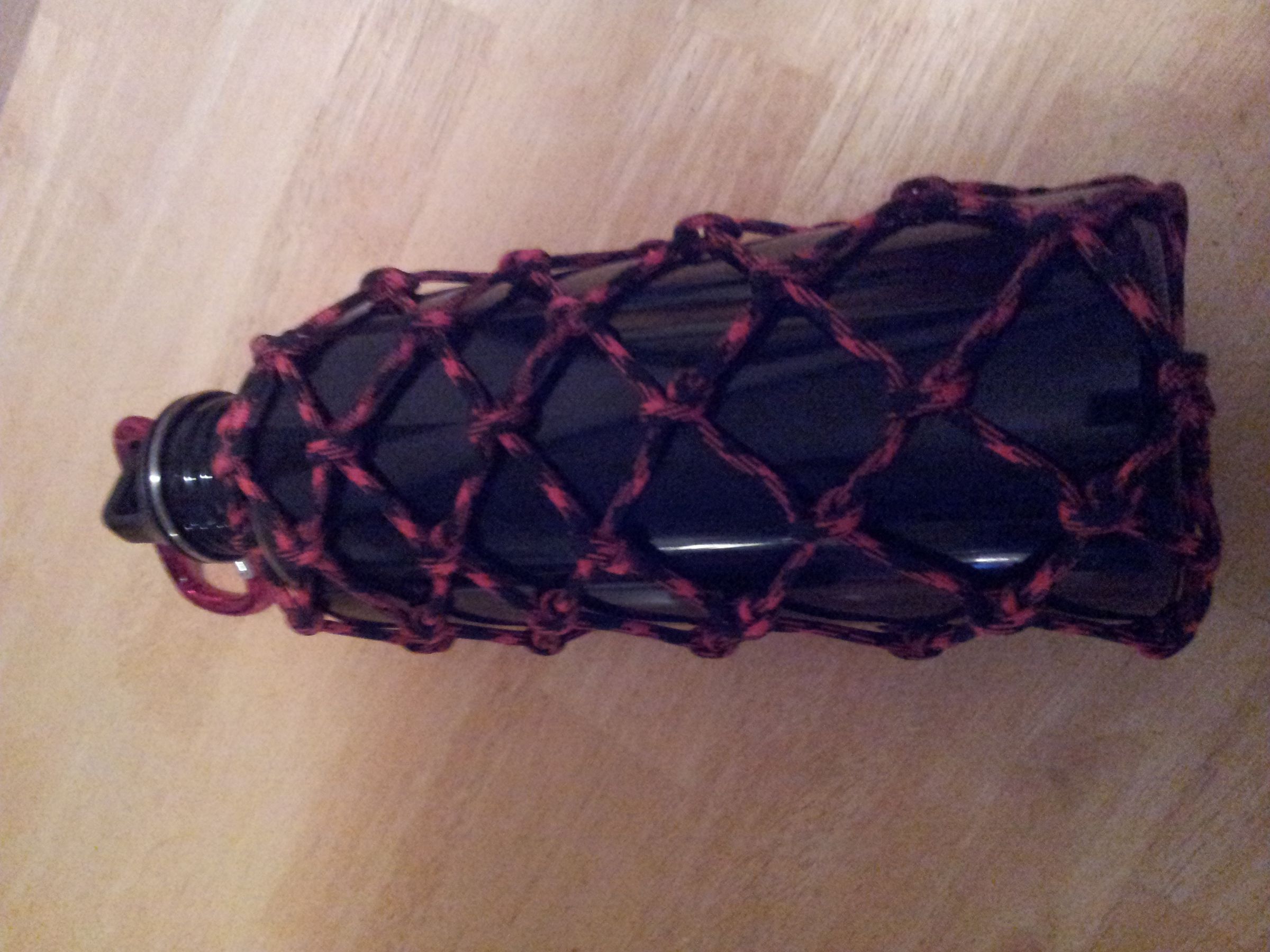 Easiest Water Bottle Net : 5 Steps - Instructables