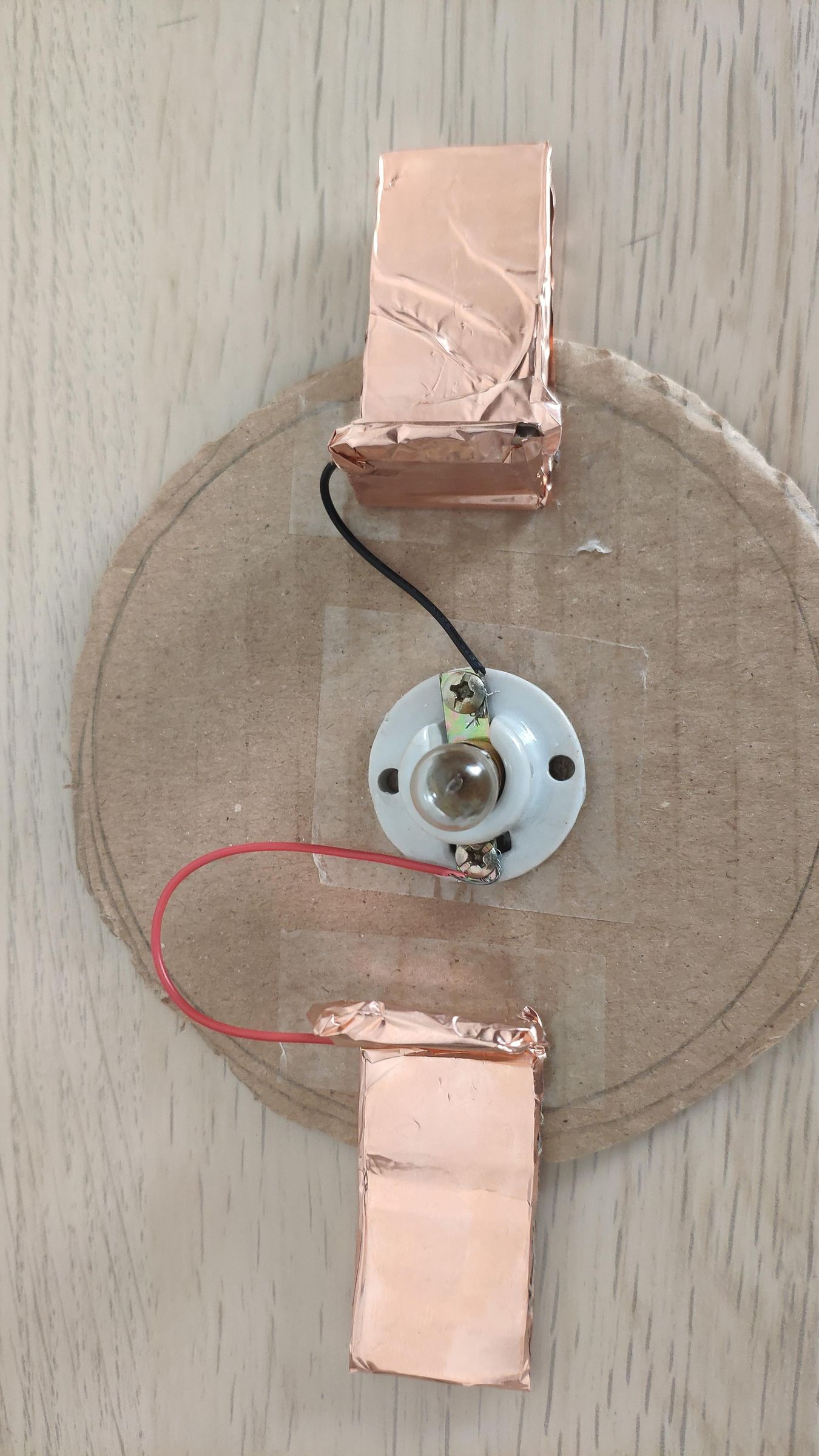 Cardboard Electric Circuits : 7 Steps - Instructables