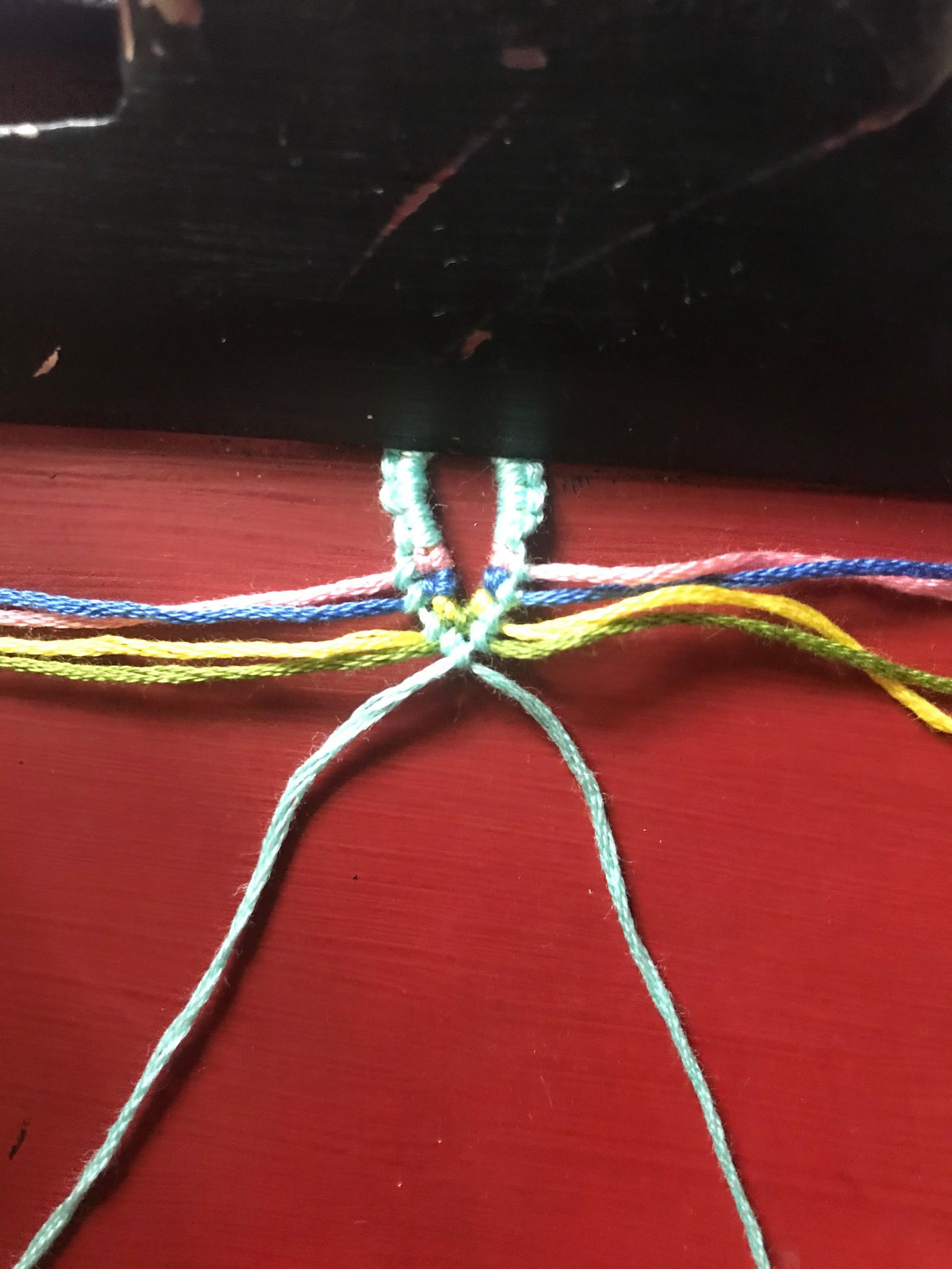 Friendship Bracelet With Teardrop Loop and Triangle Ending : 7 Steps ...