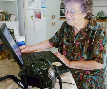 Record Your Family's Oral History- Before It Dies Out. : 4 Steps (with ...
