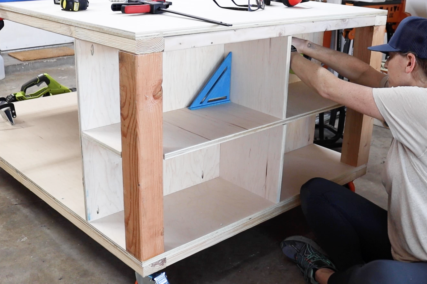 EASY DIY Workbench! Mobile With Storage : 9 Steps (with Pictures ...