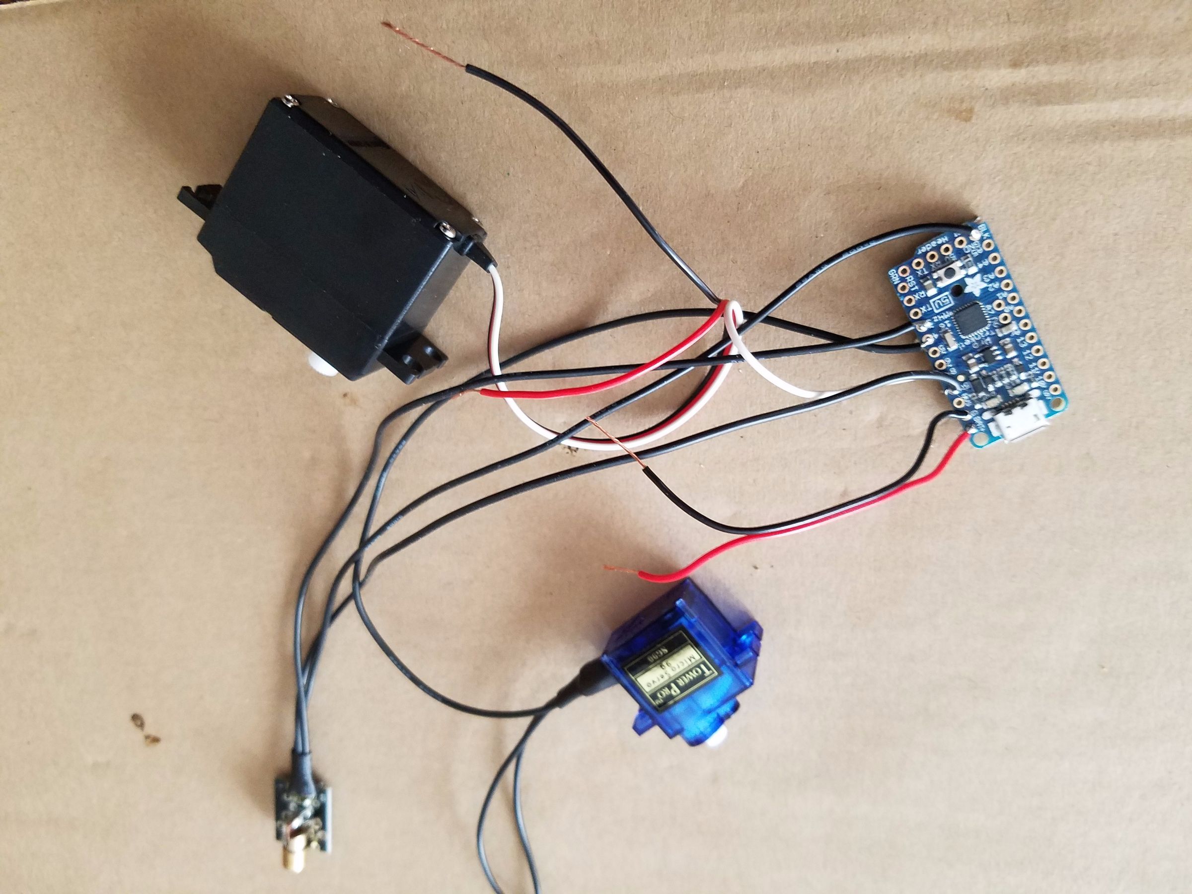 CheetahBeam - a DIY Automatic Cat Laser Toy : 8 Steps (with Pictures ...