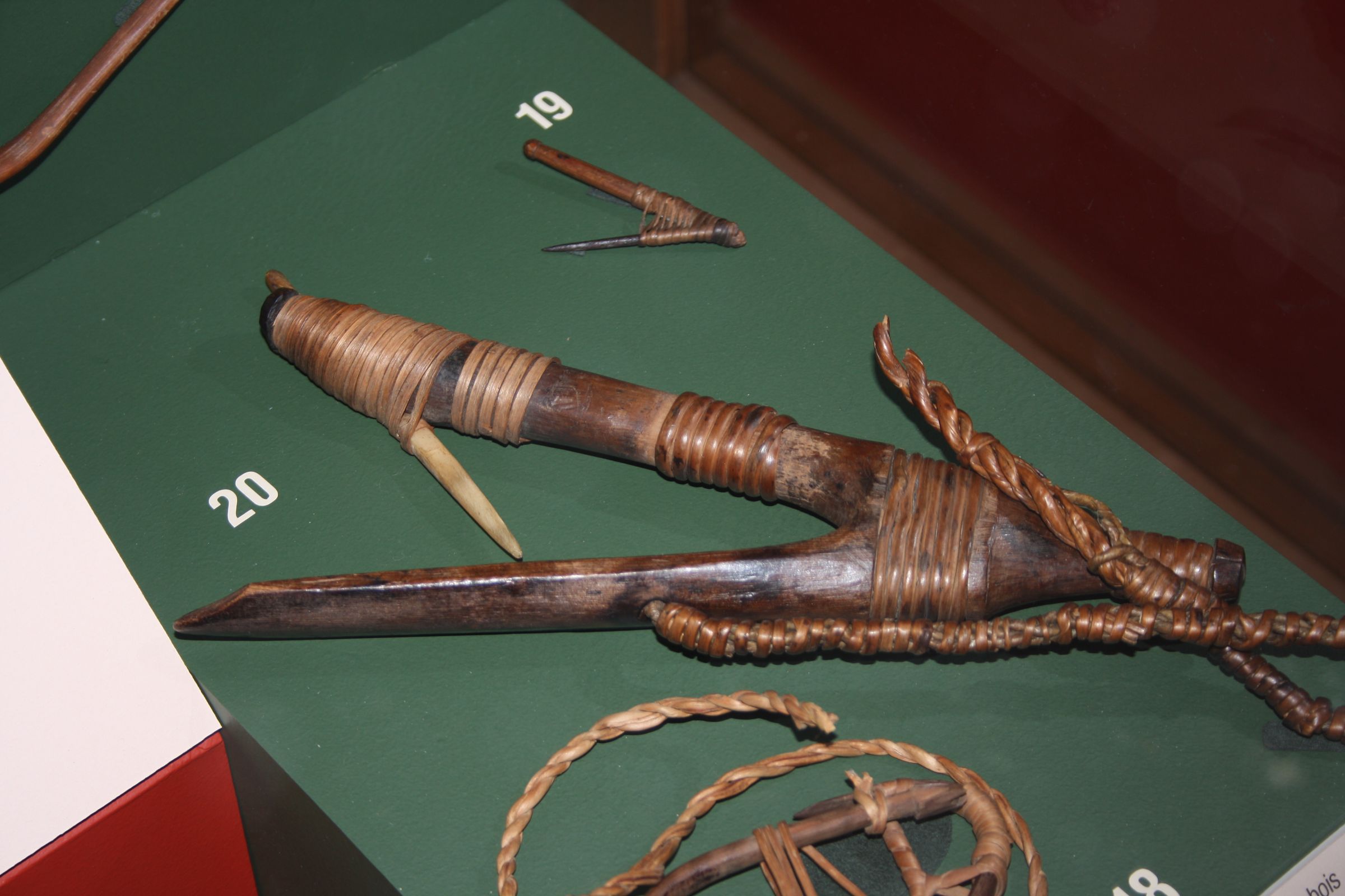 Handcarved Native American Halibut Hook : 9 Steps (with Pictures ...