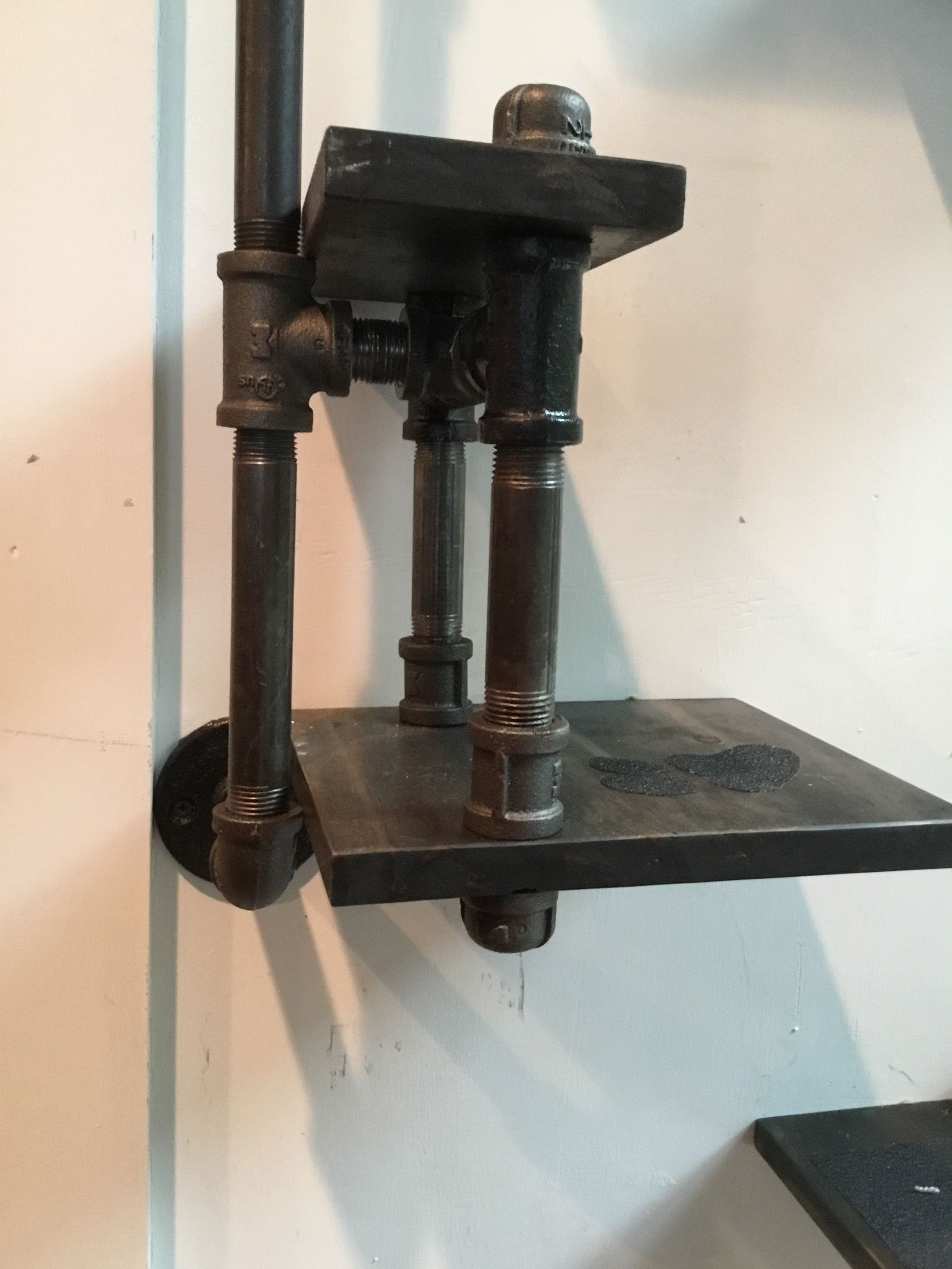 Cat Wall : 5 Steps (with Pictures) - Instructables