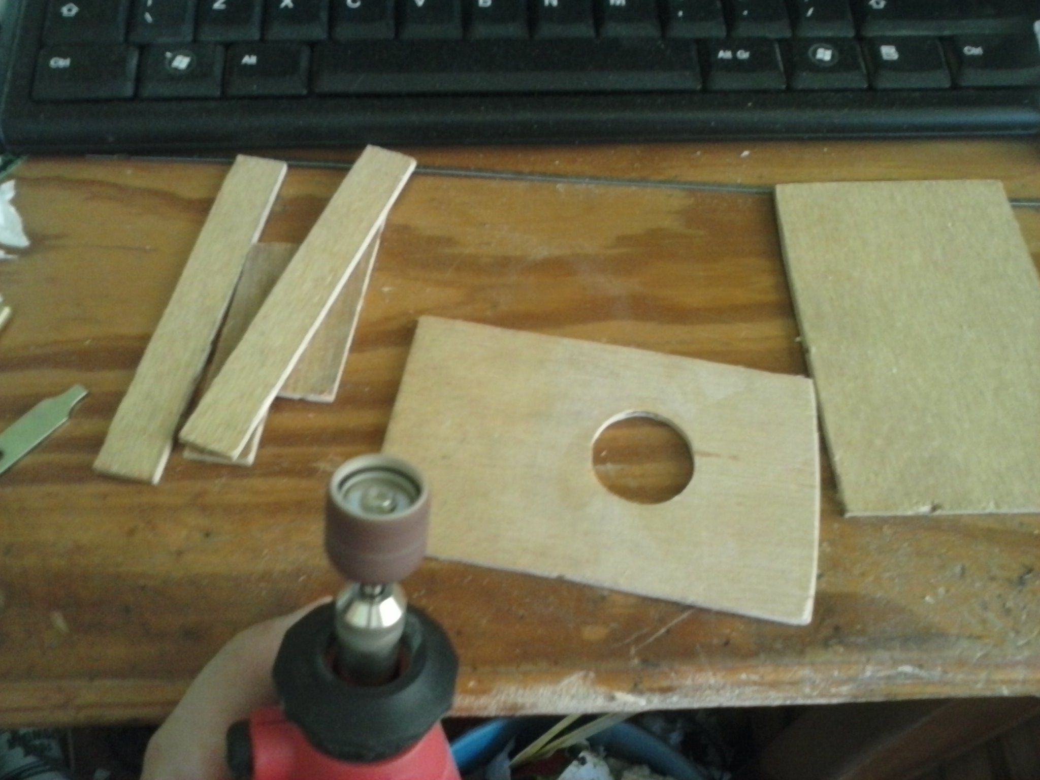 Make a Thumb Piano (Mbira) : 9 Steps (with Pictures) - Instructables