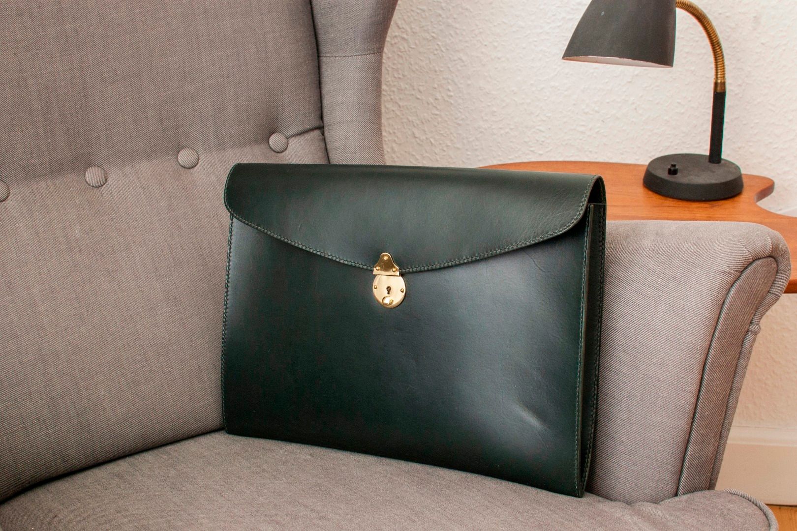 Leather Portfolio : 6 Steps (with Pictures) - Instructables