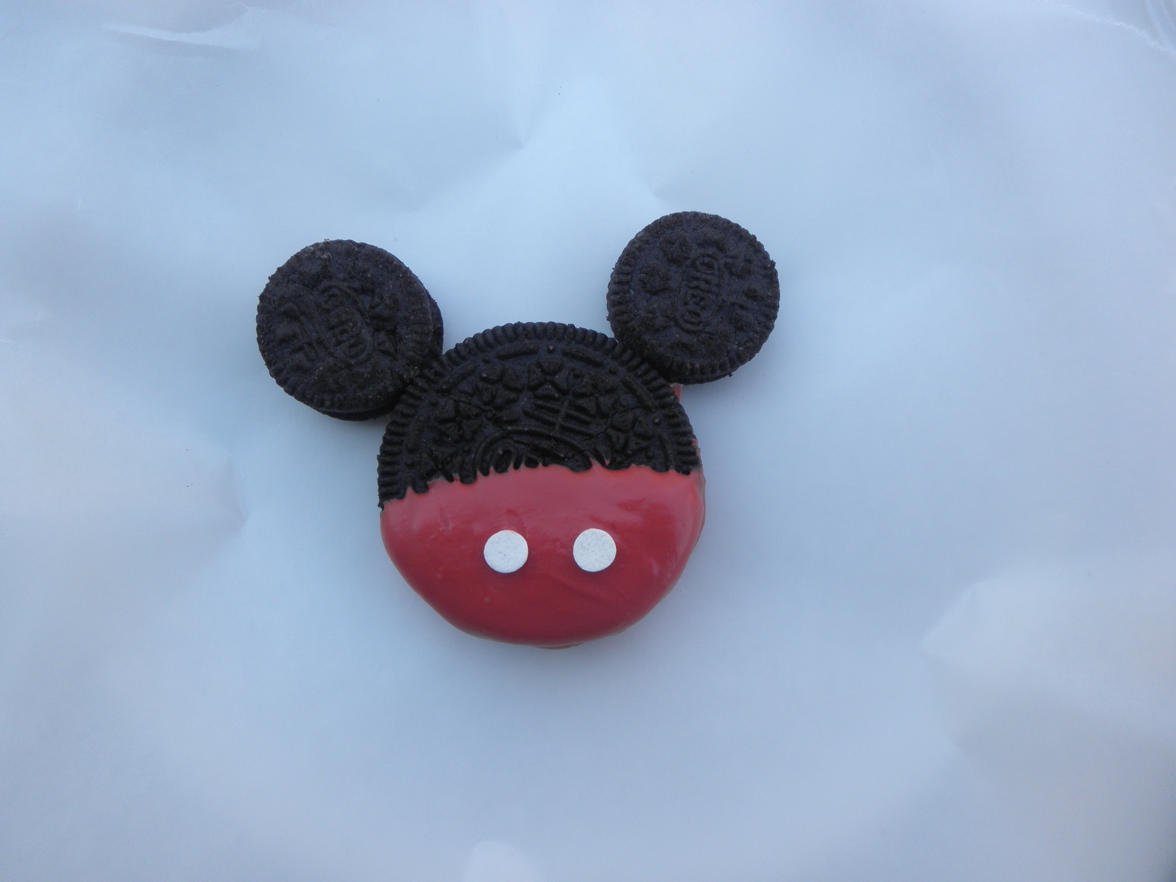Mickey Mouse Oreos : 3 Steps (with Pictures) - Instructables