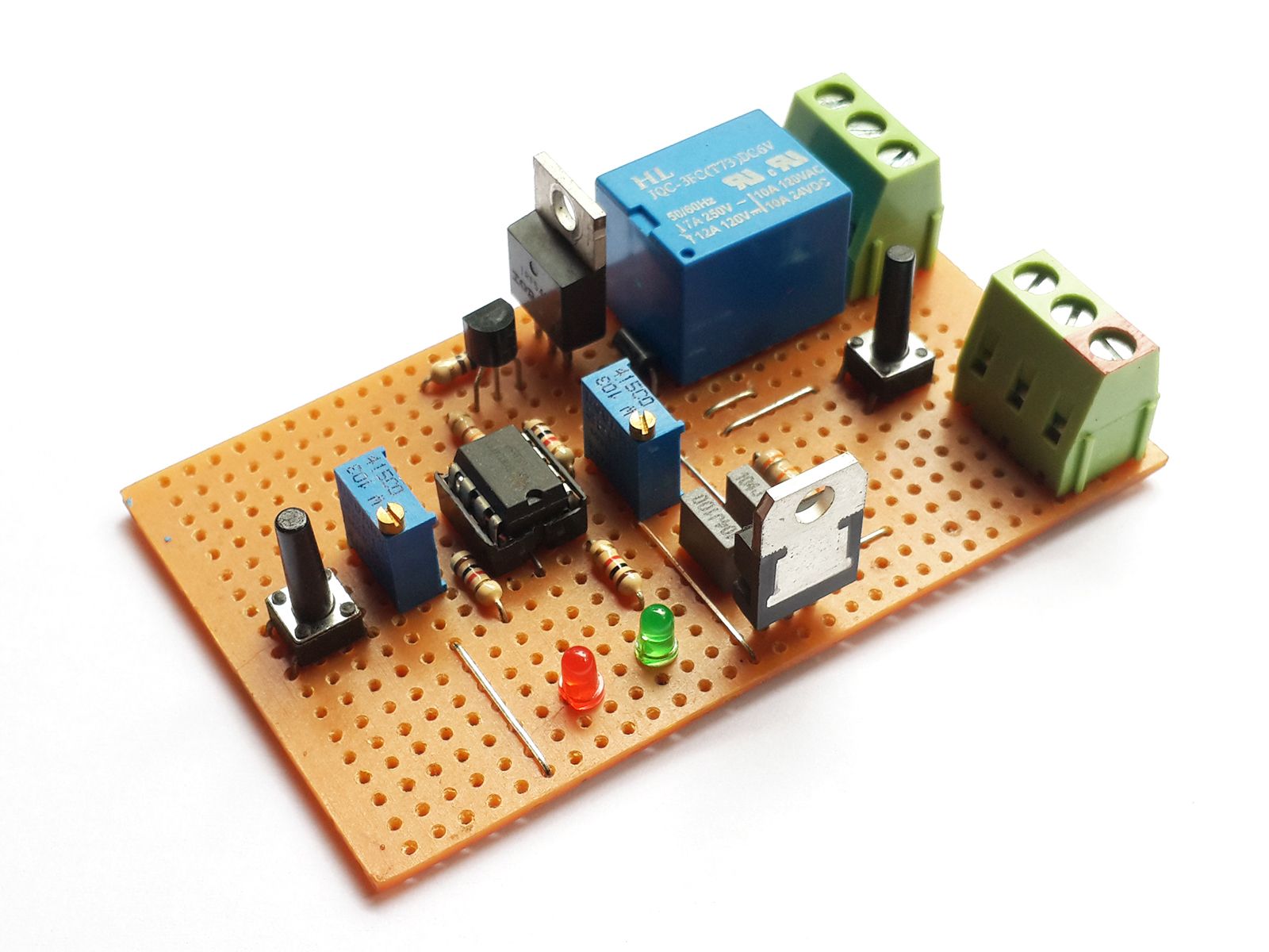DIY AUTOMATIC SOLAR CHARGE CONTROLLER : 7 Steps (with Pictures ...