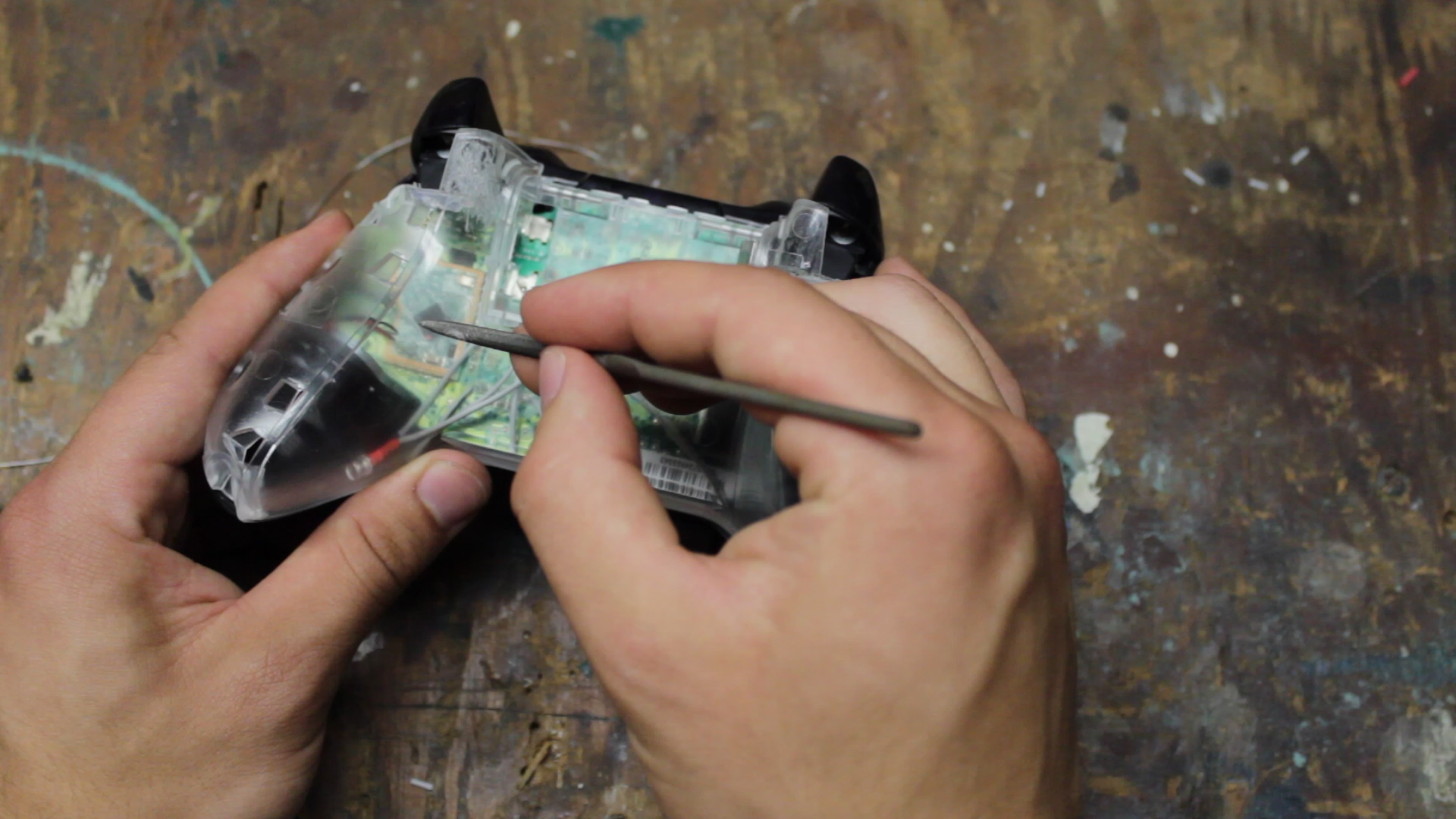 How to Make a Backlit Xbox One Controller Mod : 10 Steps (with Pictures ...