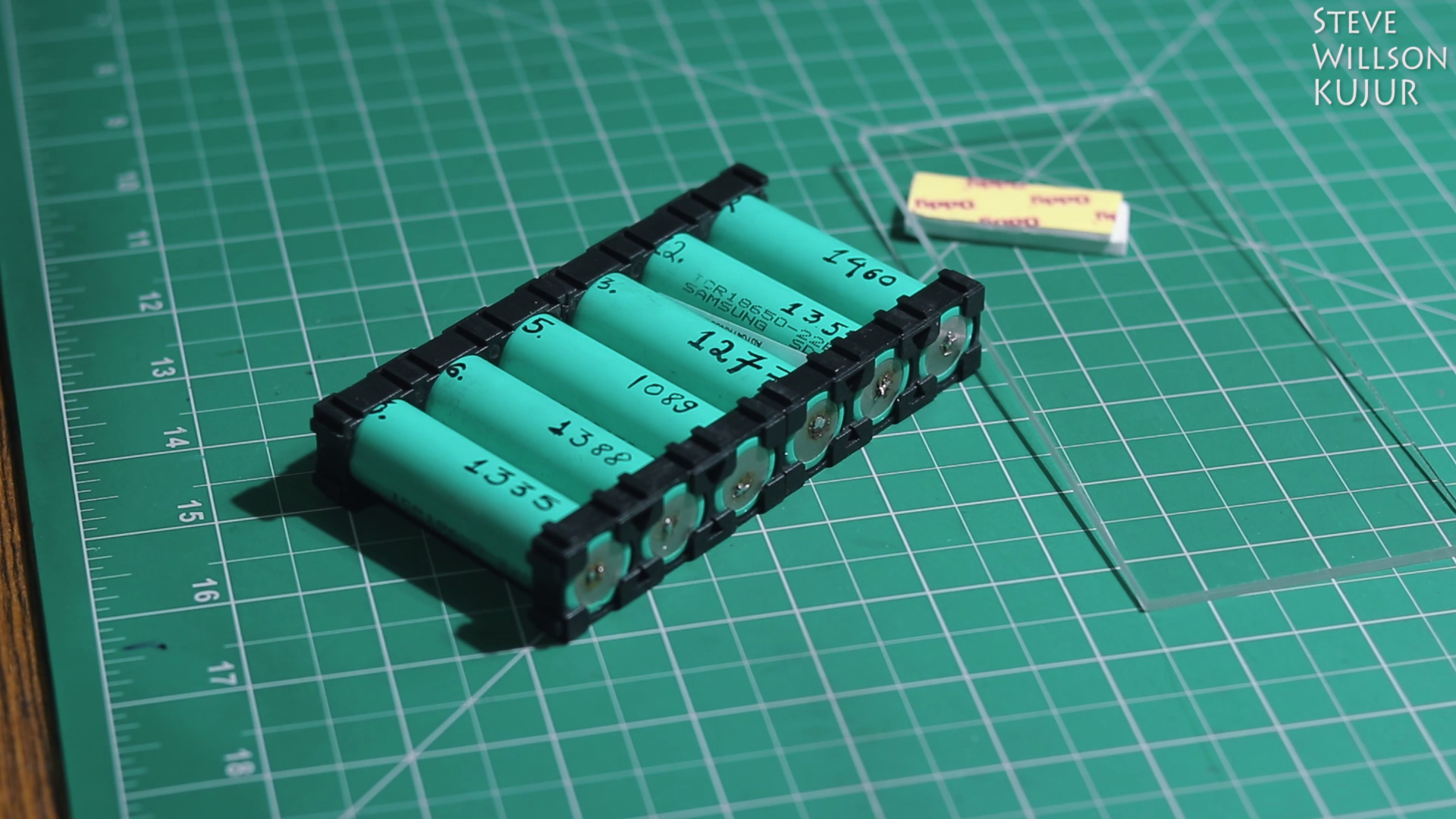 Build a Power Bank in $2 : 7 Steps (with Pictures) - Instructables