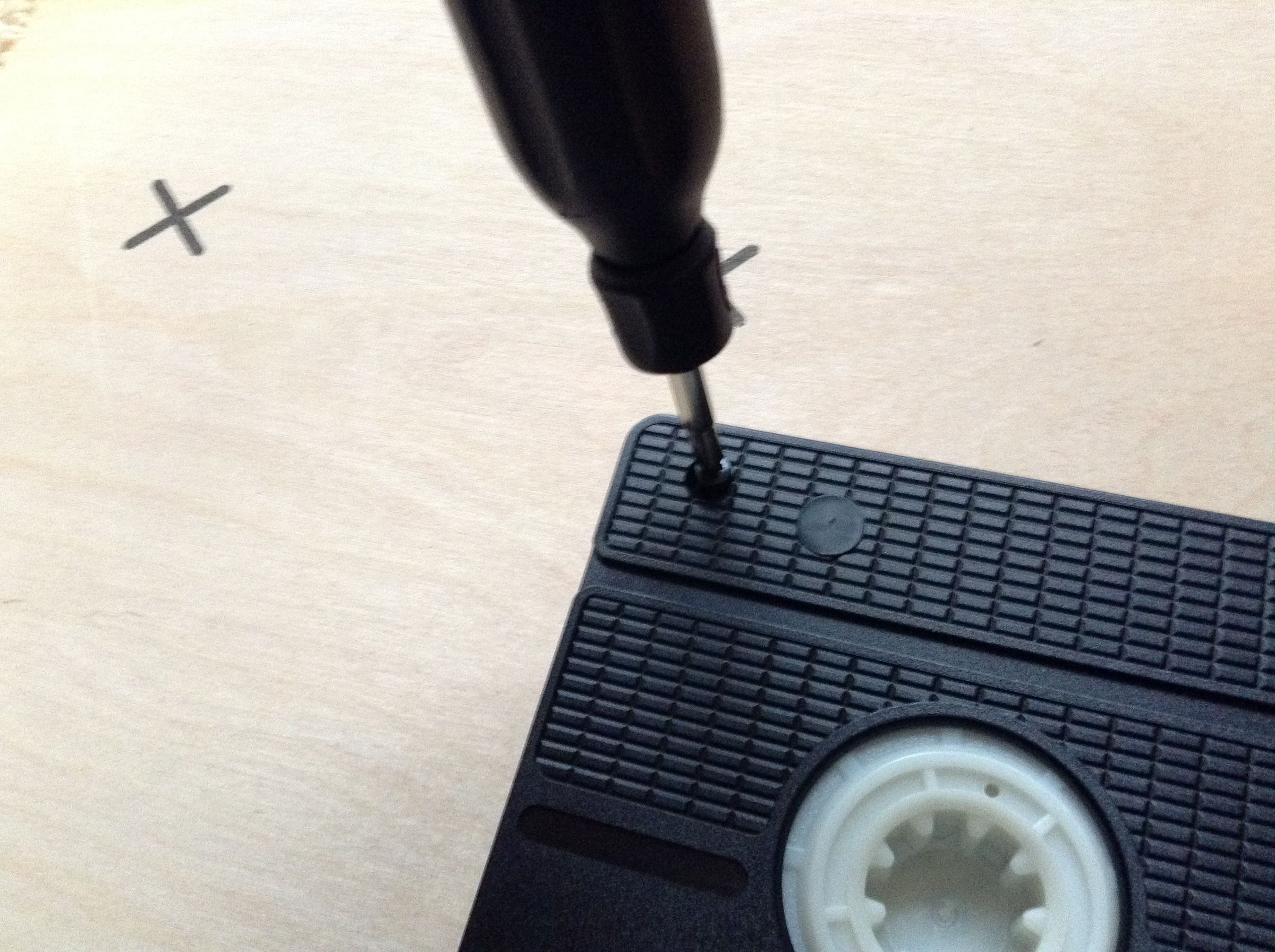 VHS Tape Secret Compartment : 7 Steps (with Pictures) - Instructables
