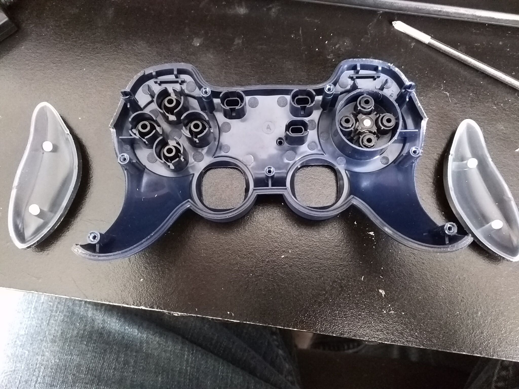 How to Clean Almost Any Game Controller : 5 Steps - Instructables