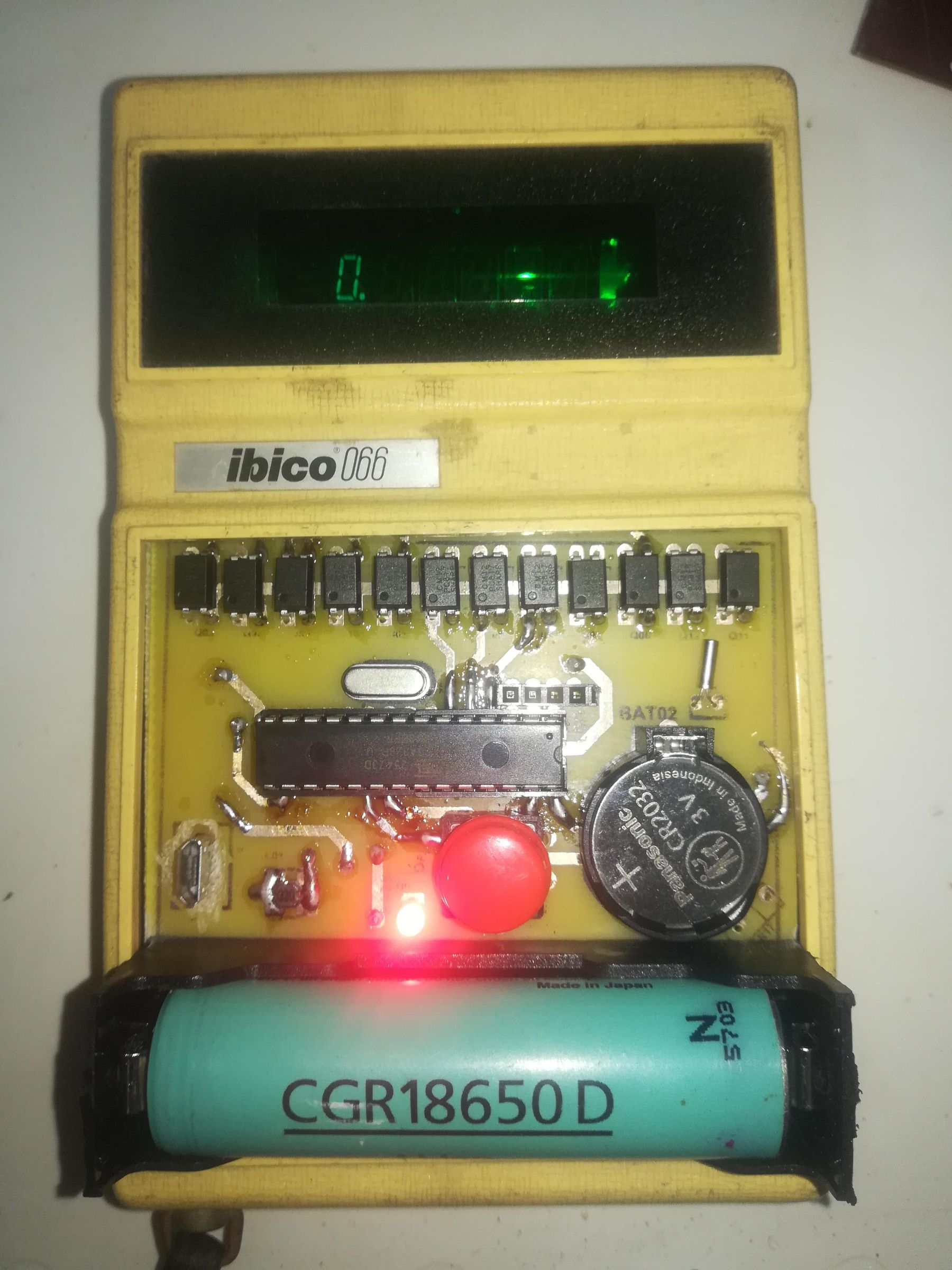 Turn a VFD 1970s Calculator Into a Digital Clock : 20 Steps (with ...
