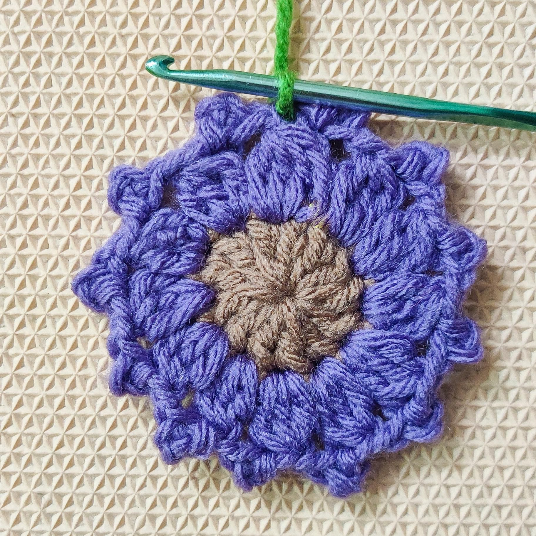 Quick and Easy Crochet Flower Bookmark : 4 Steps (with Pictures ...