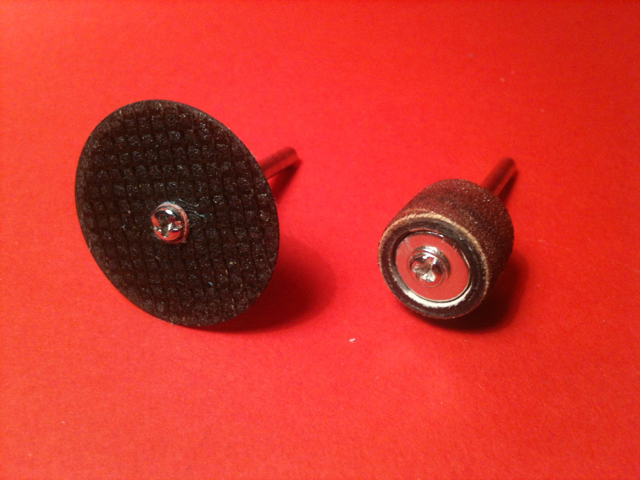 DIY 2$ Dremel Router Attachment : 5 Steps (with Pictures) - Instructables