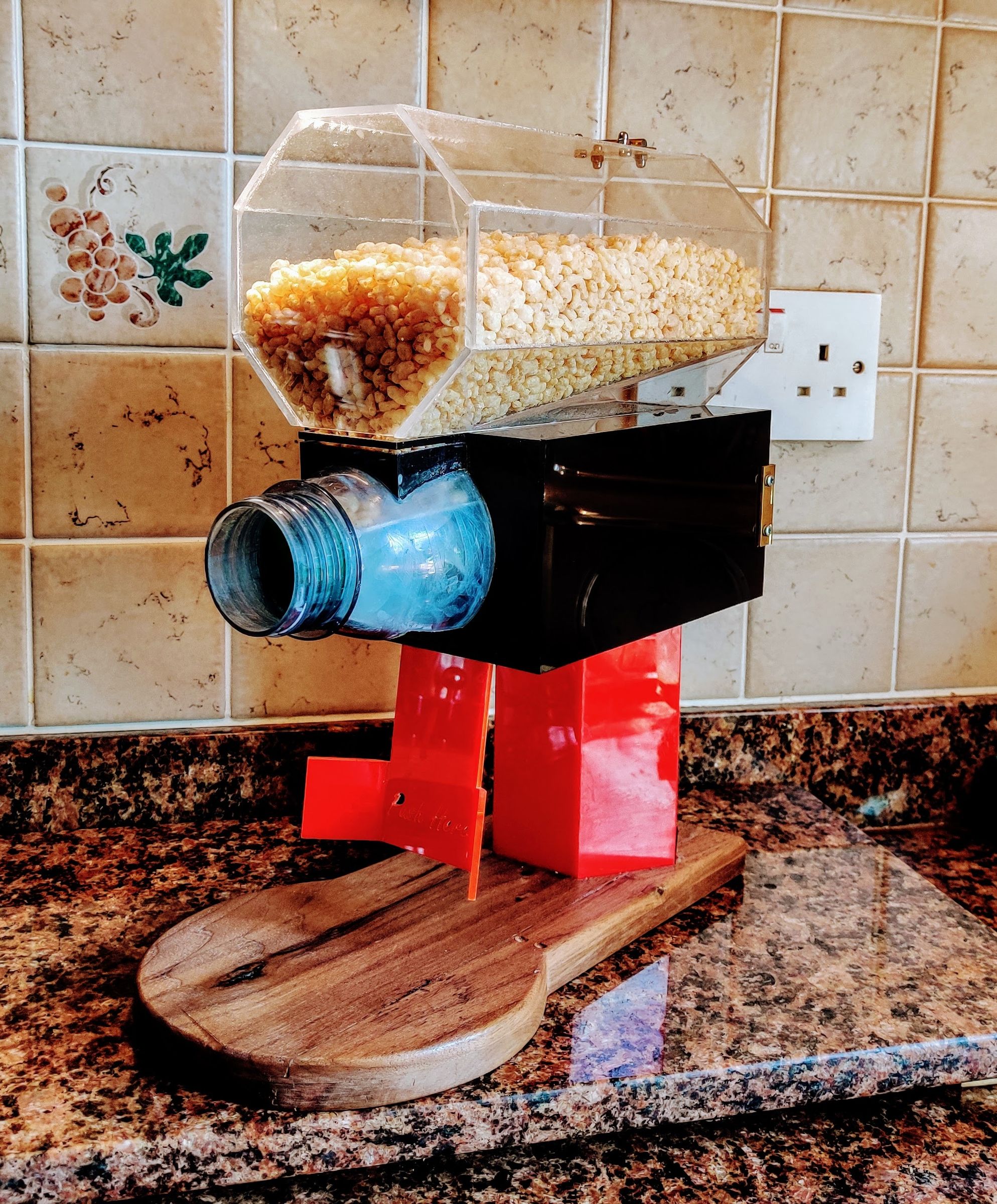 Automated Cereal Dispenser : 9 Steps (with Pictures) - Instructables