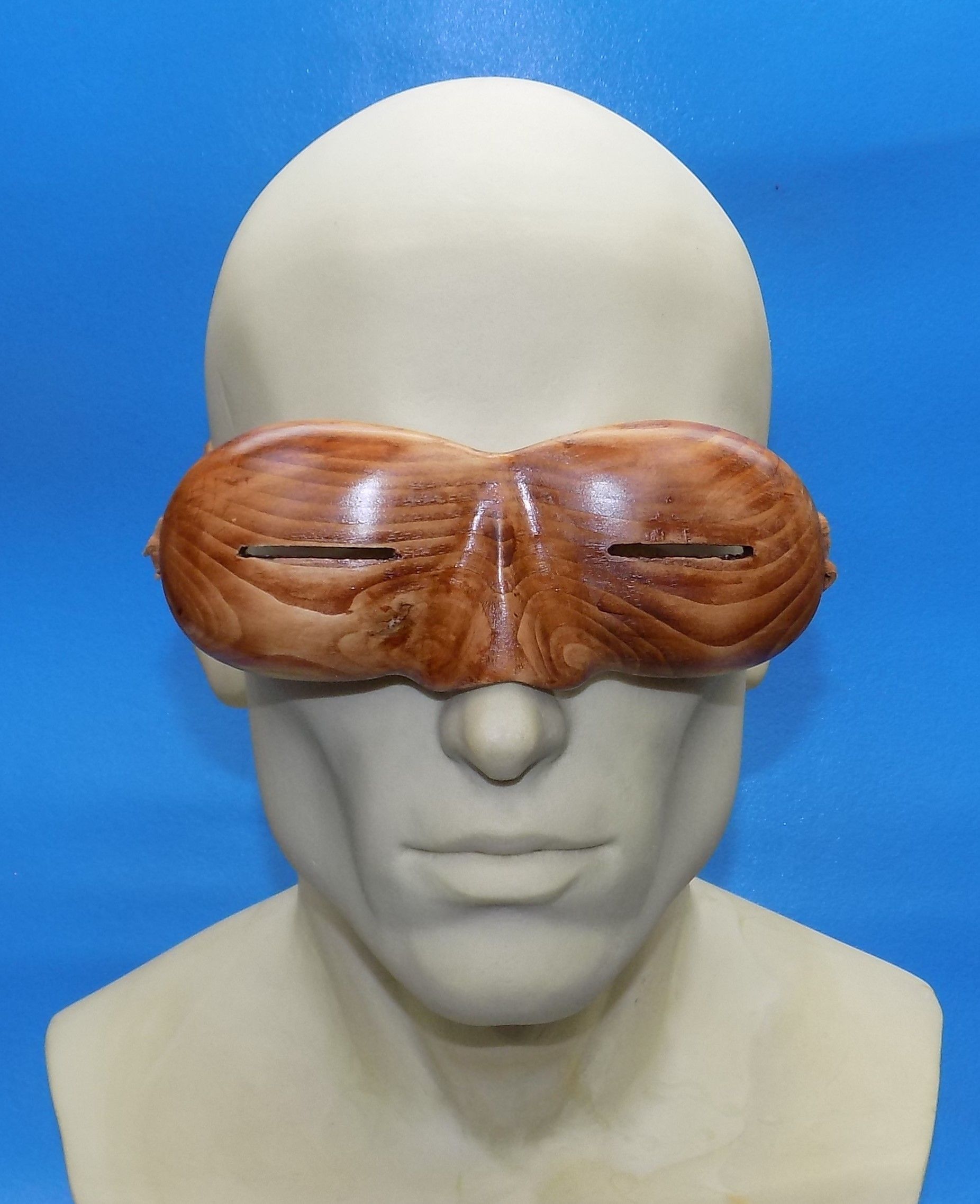 Traditional Inuit Style Snow Goggles : 6 Steps (with Pictures ...