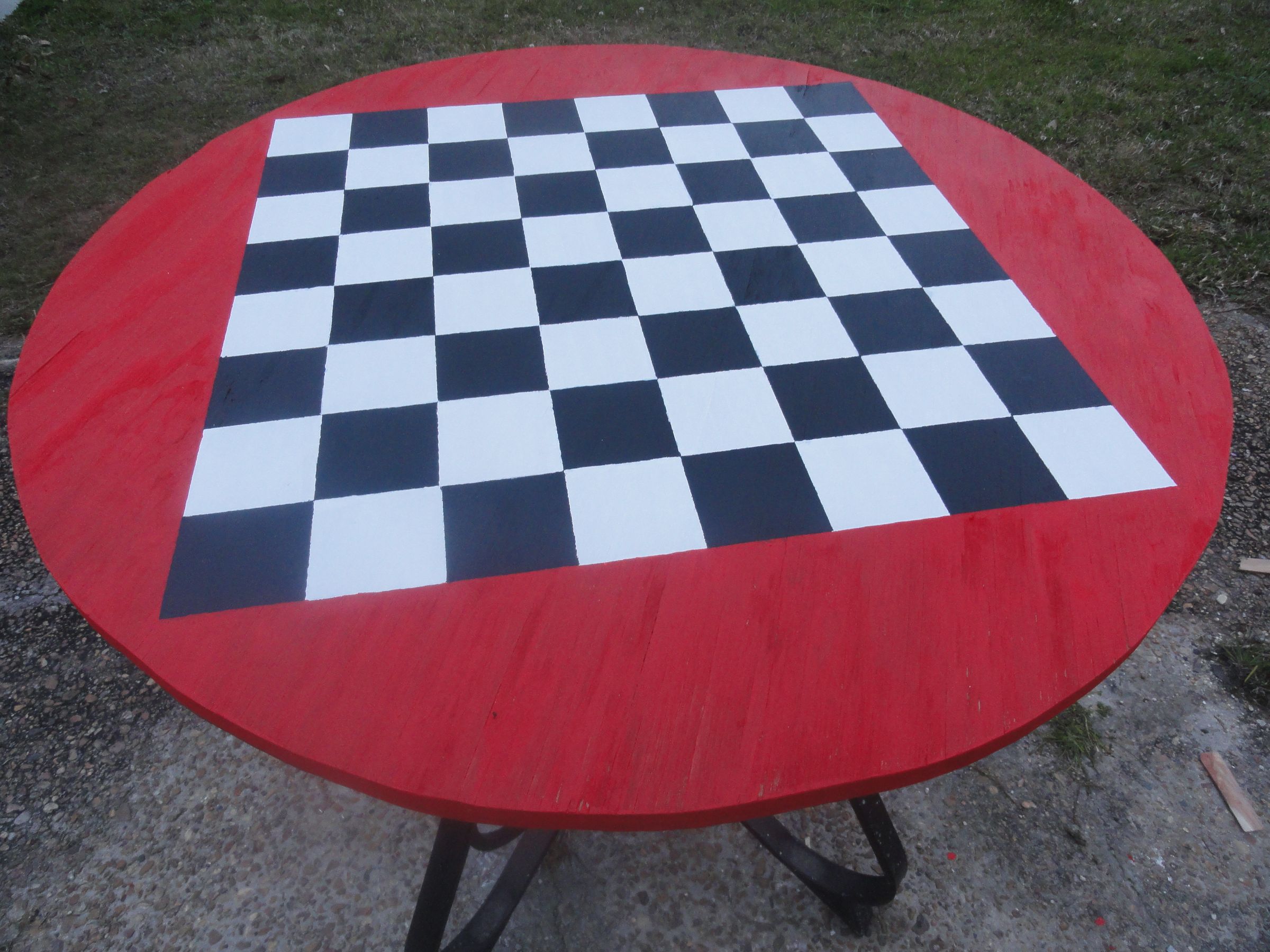 Outdoor Checkers/Chess Table : 12 Steps (with Pictures) - Instructables