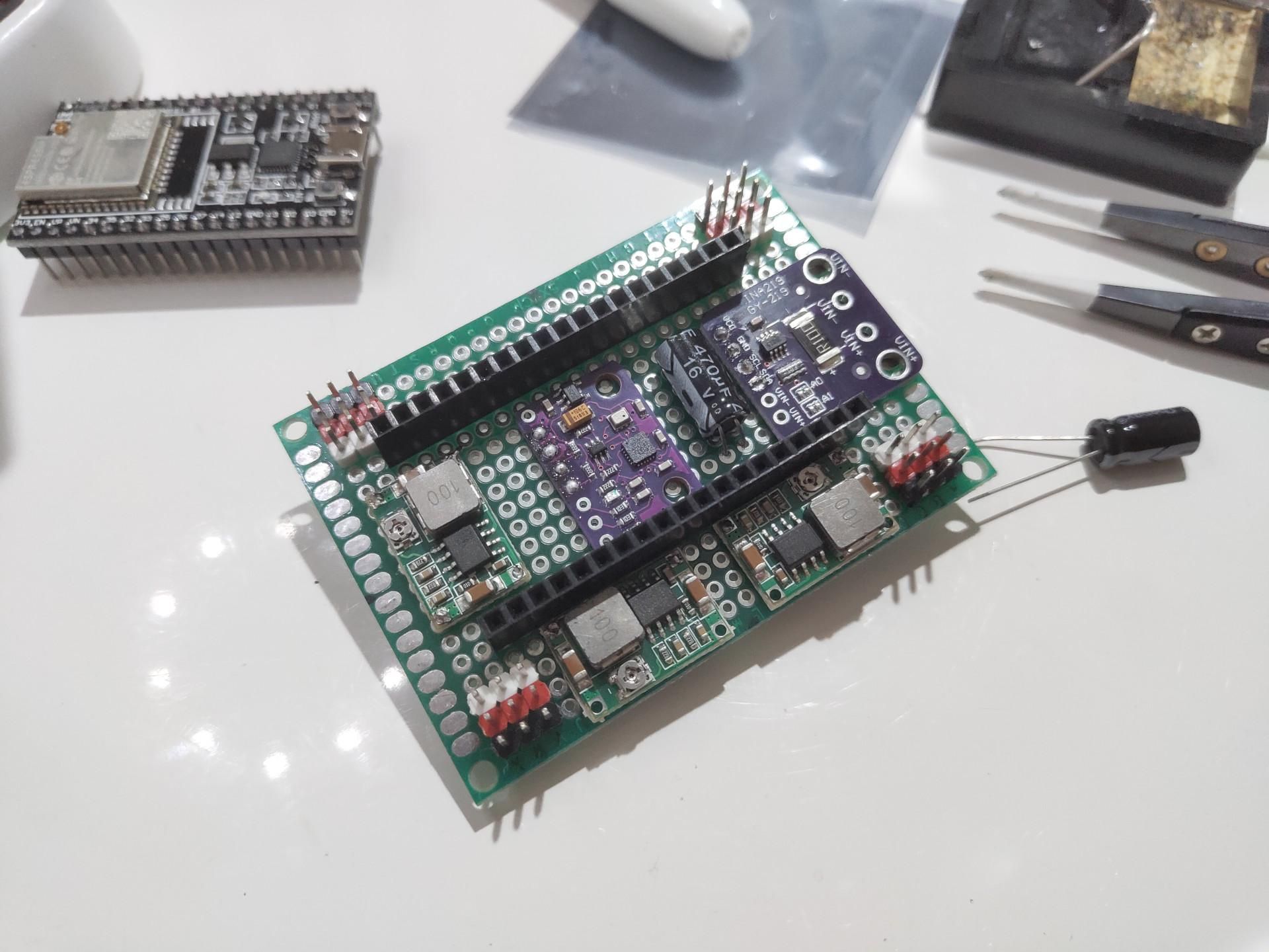 ESP32 Small Robot Dog (closed) : 7 Steps (with Pictures) - Instructables