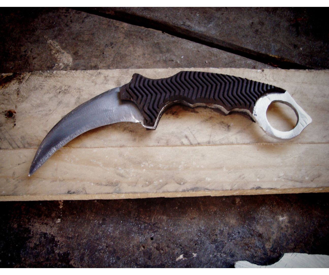 Karambit : 7 Steps (with Pictures) - Instructables