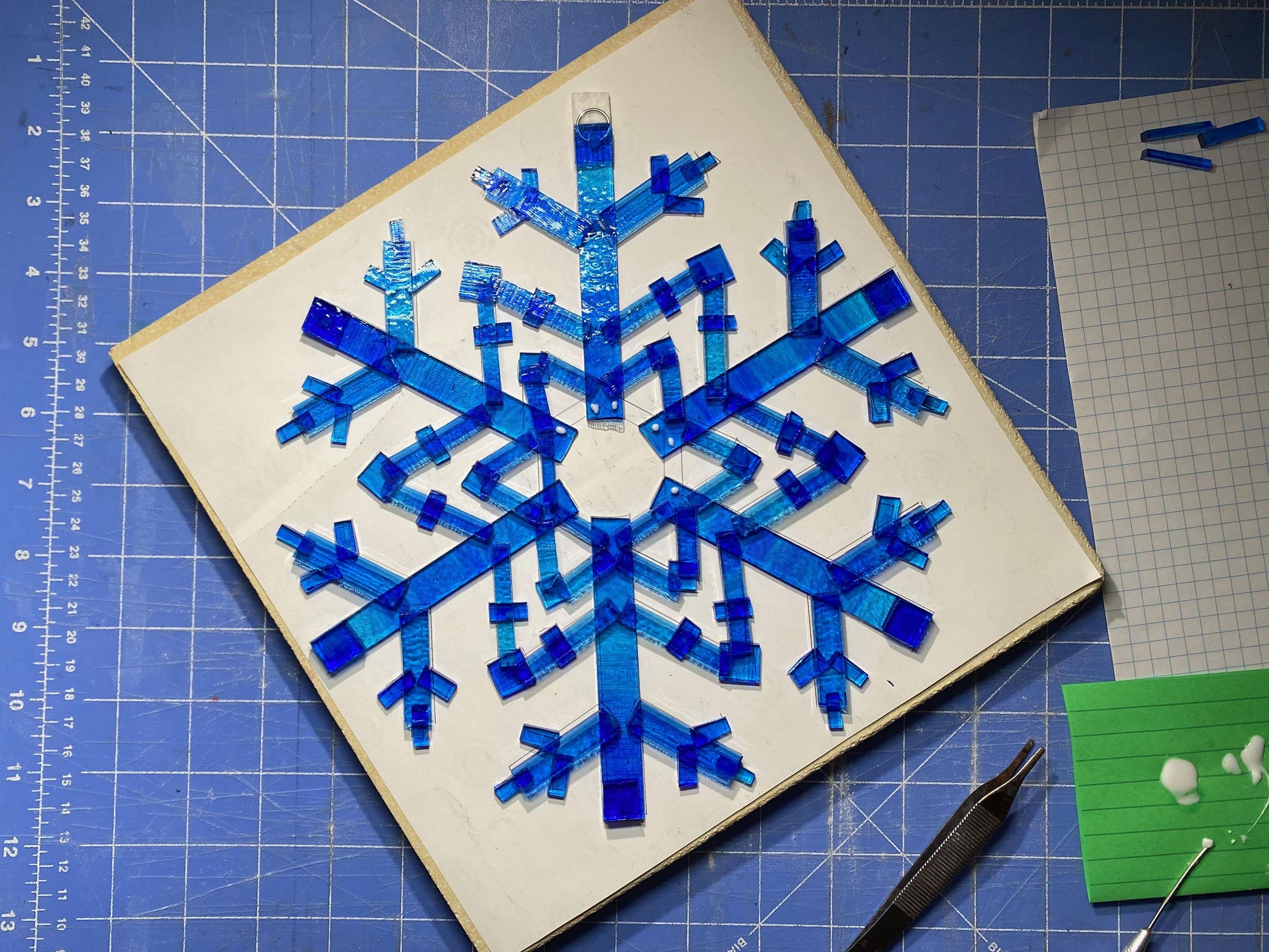 Make a Glass Snowflake : 8 Steps (with Pictures) - Instructables