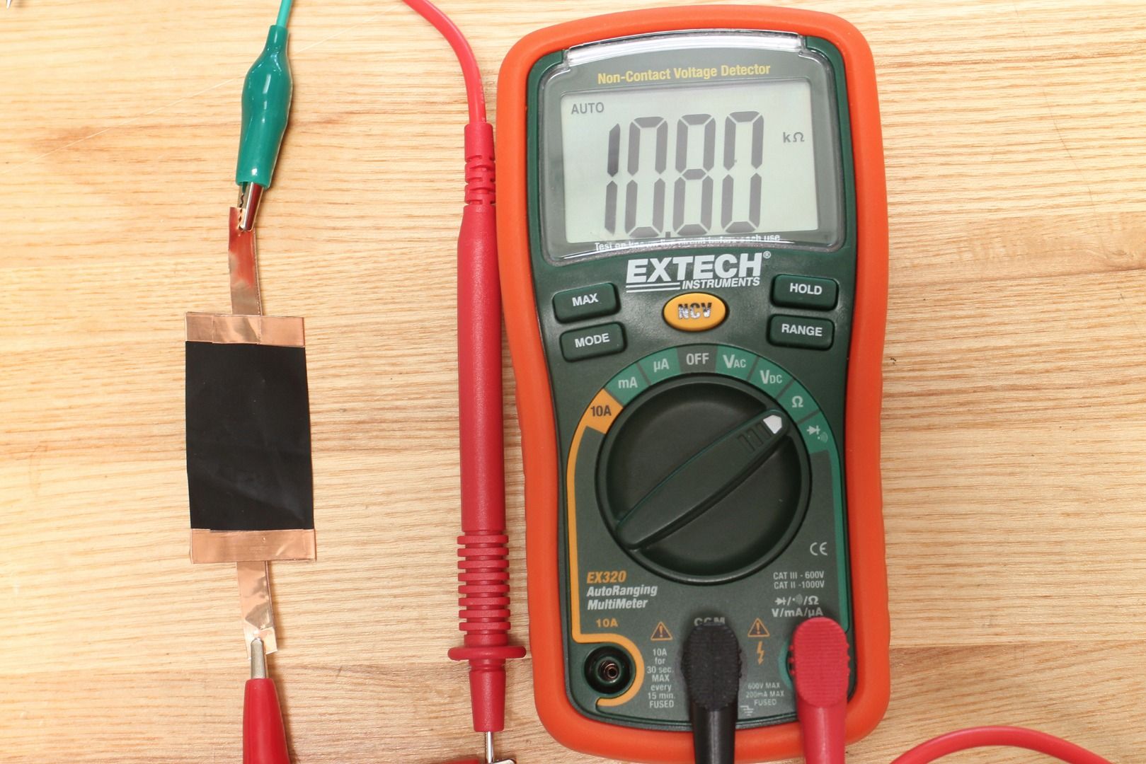 How to Work With Conductive Fabric : 19 Steps (with Pictures ...