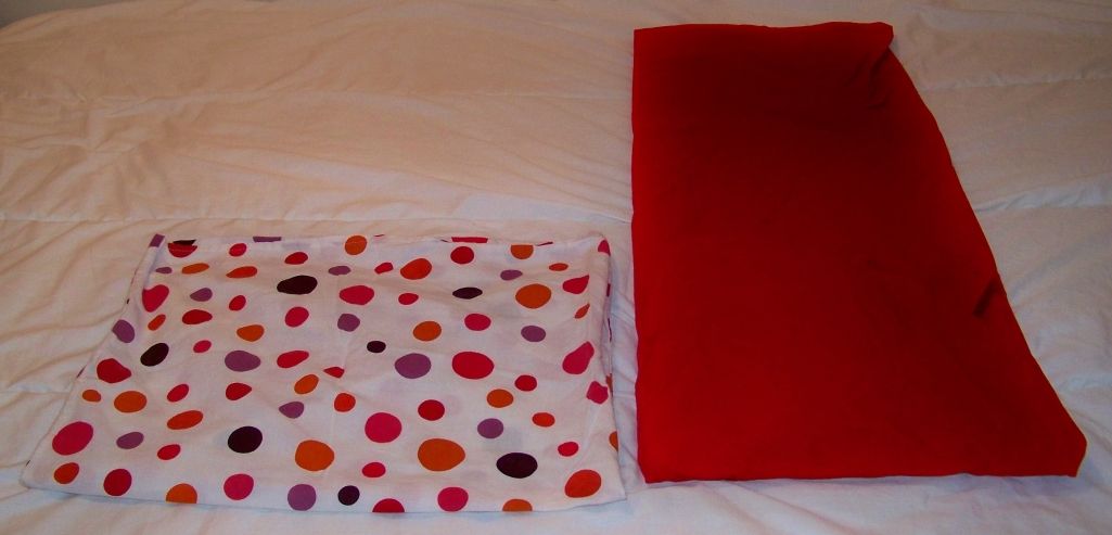 How to Fold Bedsheet Sets Into a "Bedsheet Bundle / Package " (works ...