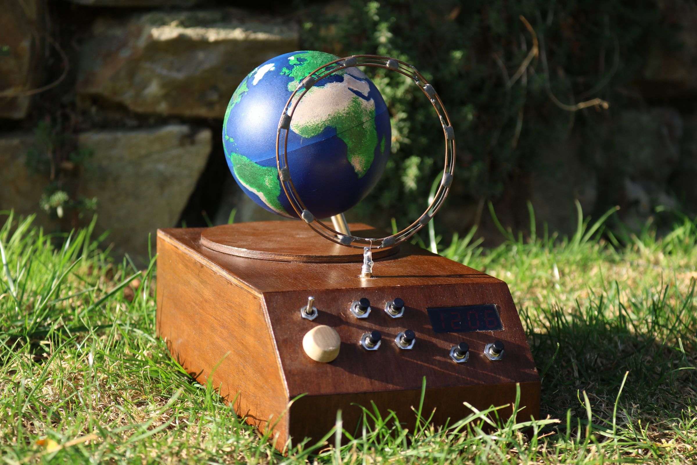 The Earth Clock : 9 Steps (with Pictures) - Instructables