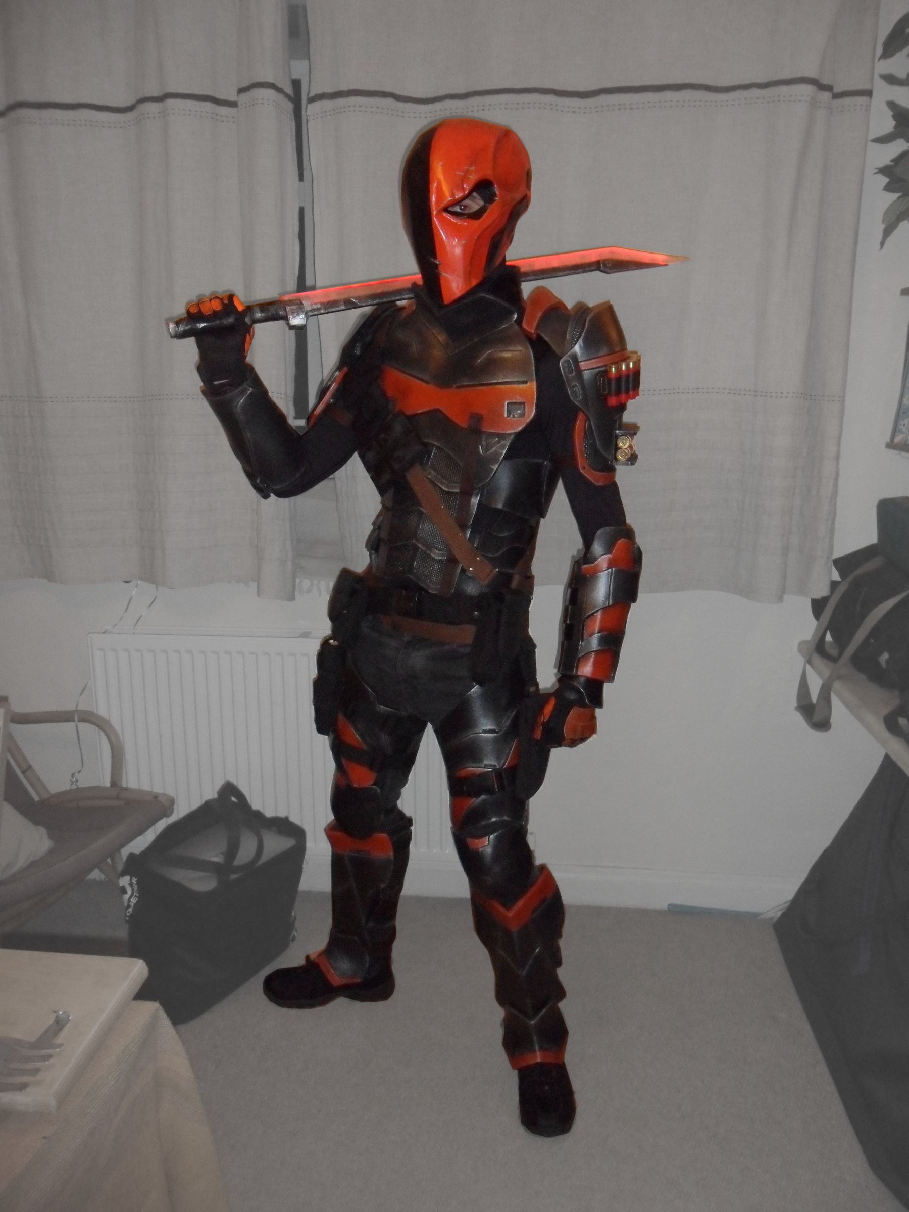Deathstroke Cosplay : 9 Steps (with Pictures) - Instructables