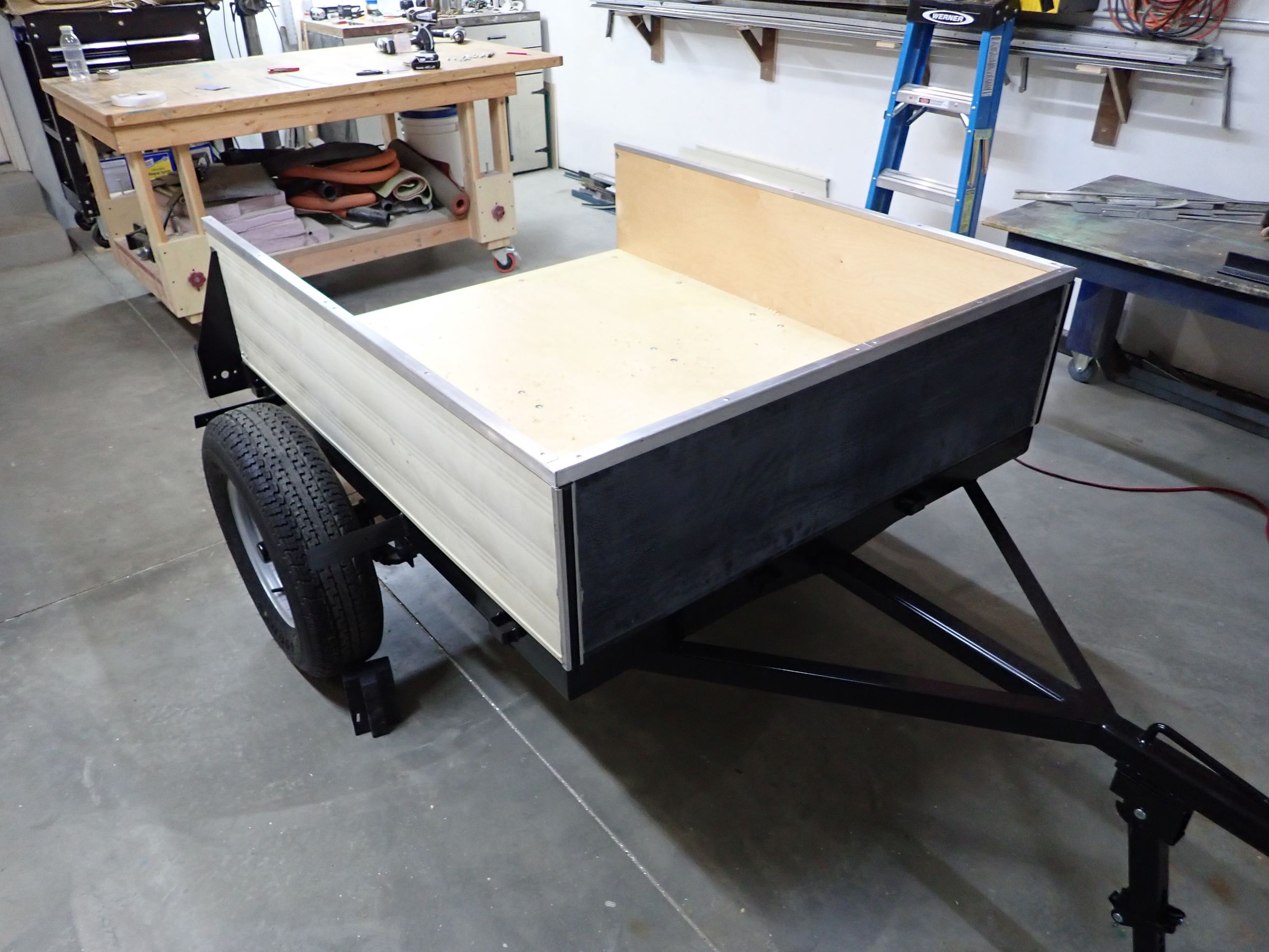 Retro-Style Camping Gear Trailer : 8 Steps (with Pictures) - Instructables
