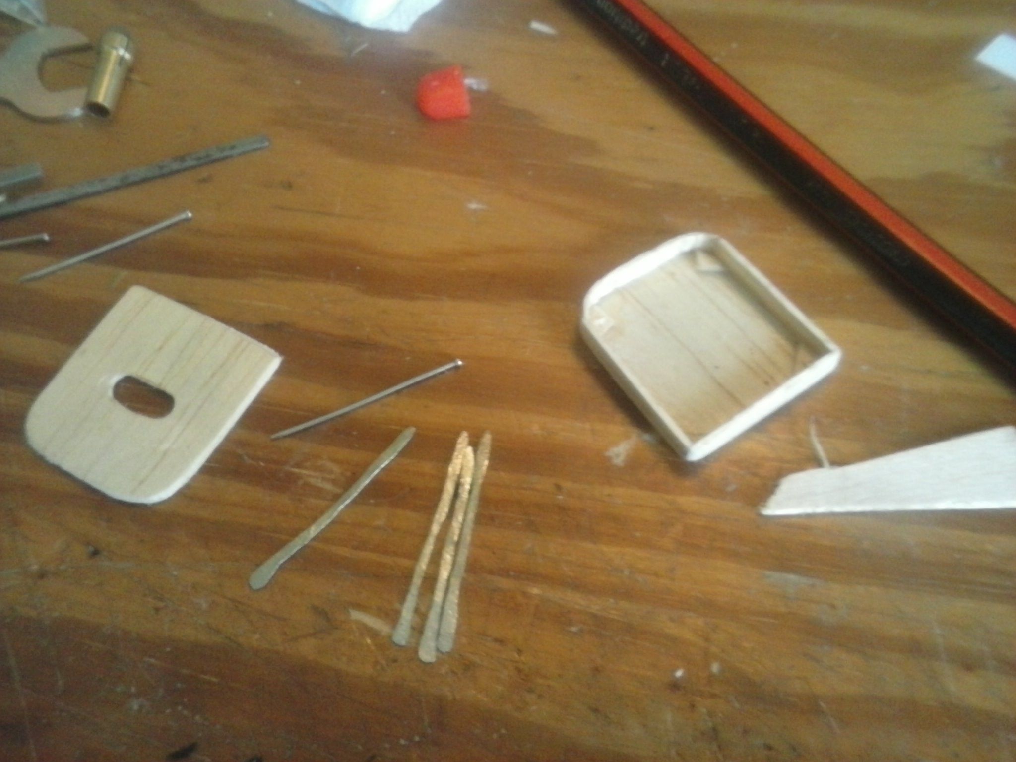 Make a Thumb Piano (Mbira) : 9 Steps (with Pictures) - Instructables