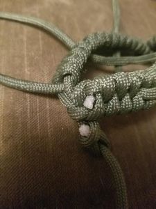 Split Pouch Shepherds Sling : 7 Steps - Instructables