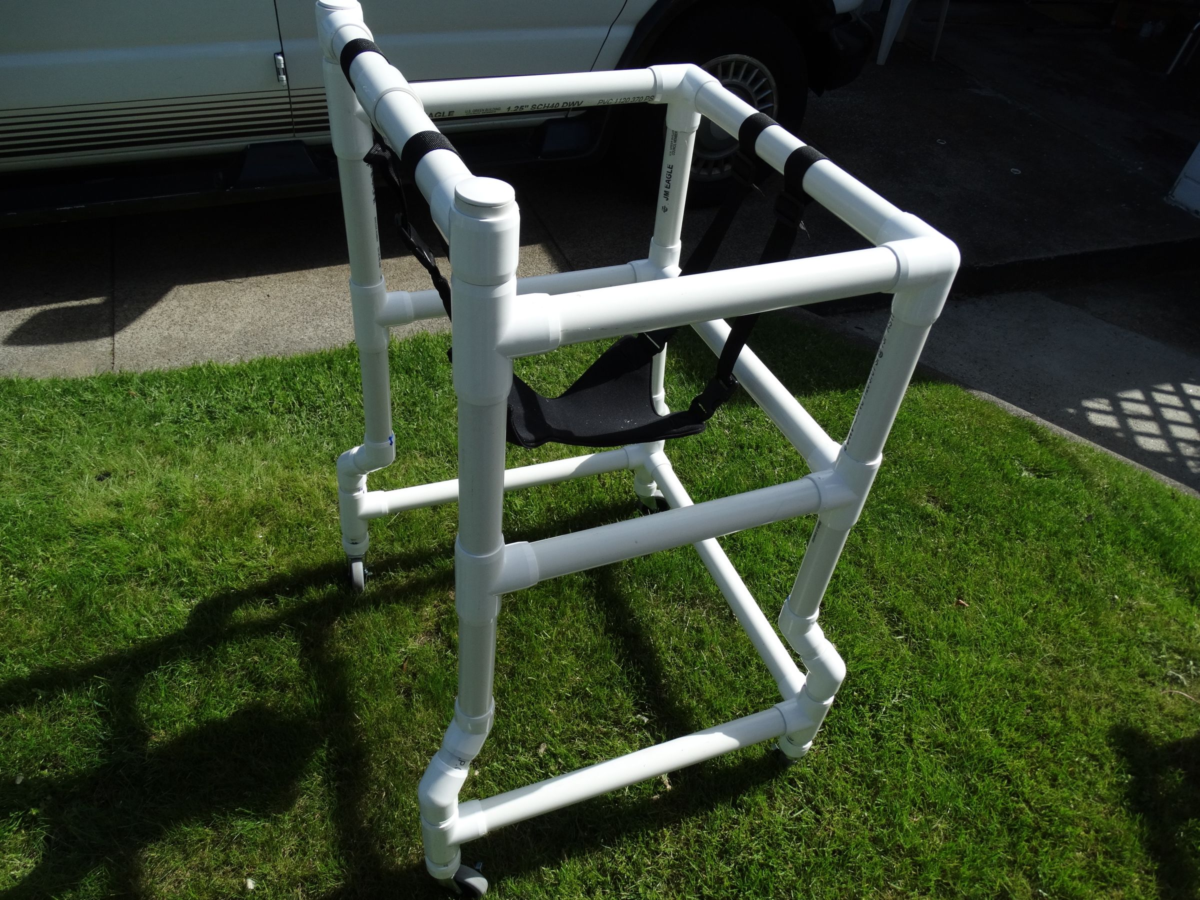 Adult Geriatric PVC Walker : 6 Steps - Instructables