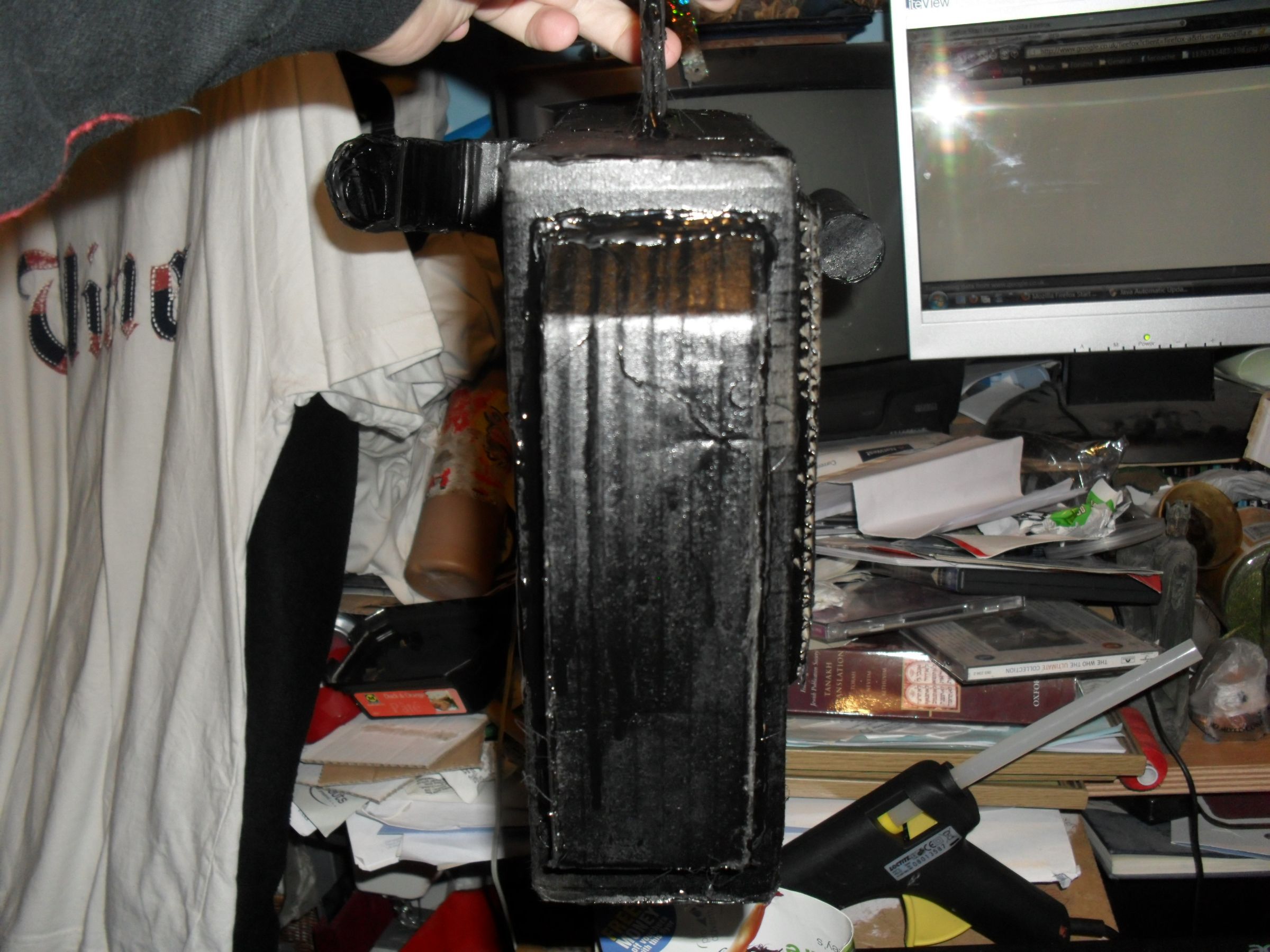 Cardboard Props: How to Make a Movie Camera : 14 Steps (with Pictures ...