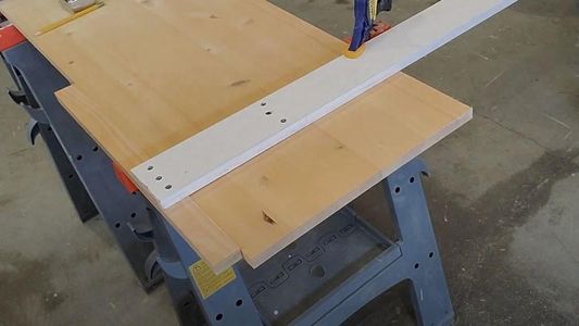 Quick Cheap Circular Saw Guide Rail | Cheap Track Saw DIY! : 4 Steps ...