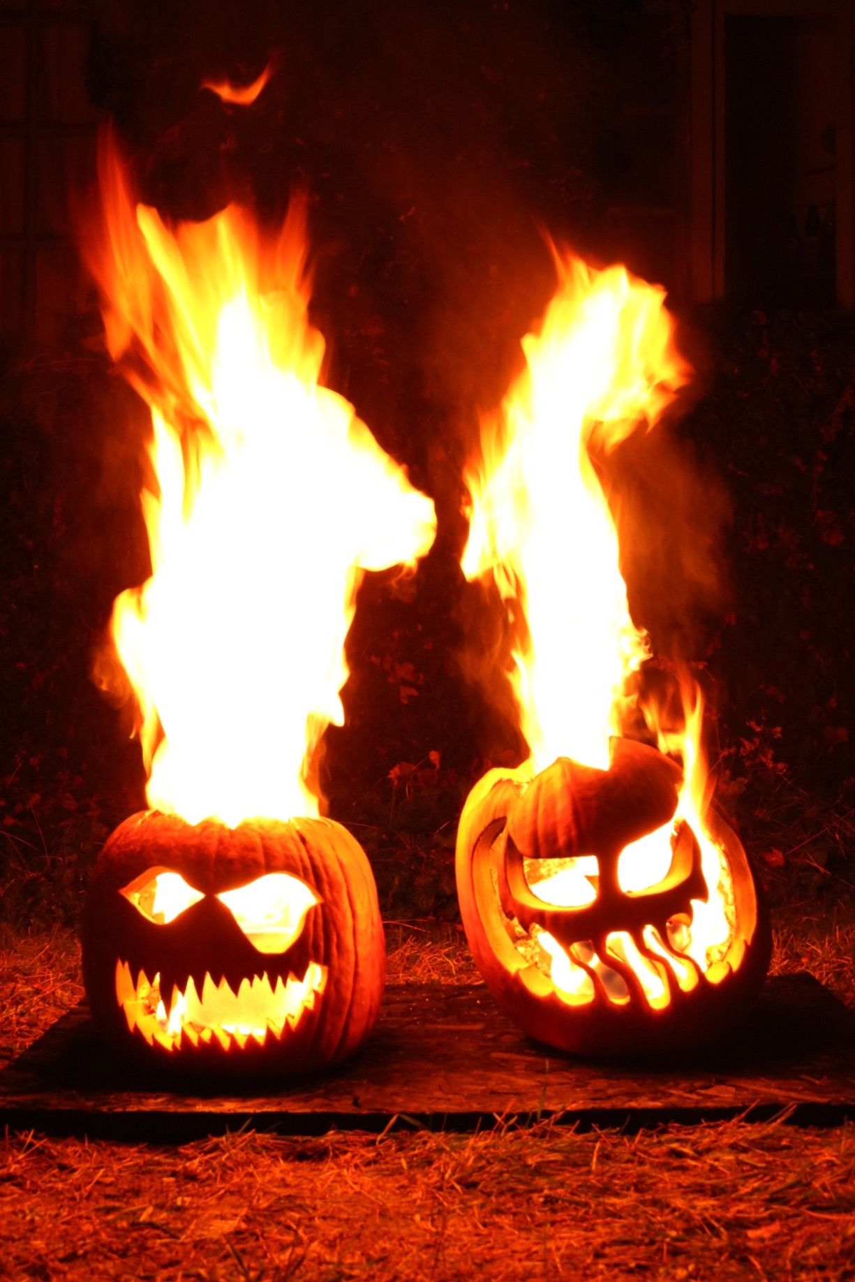 Flaming Halloween Jack-o'-lanterns : 6 Steps (with Pictures ...