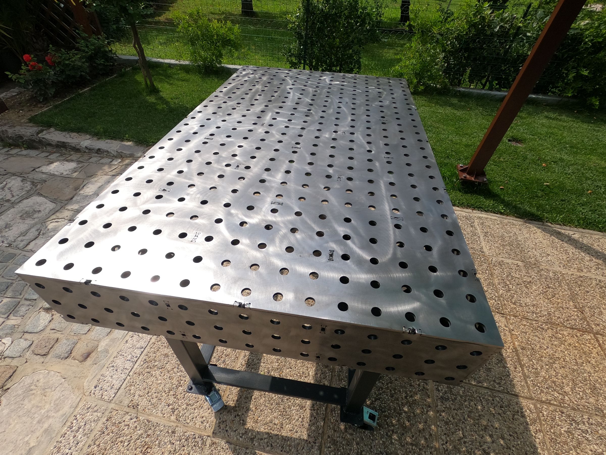 DIY Professional Grade Welding Table (with FREE Plans) : 9 Steps (with ...