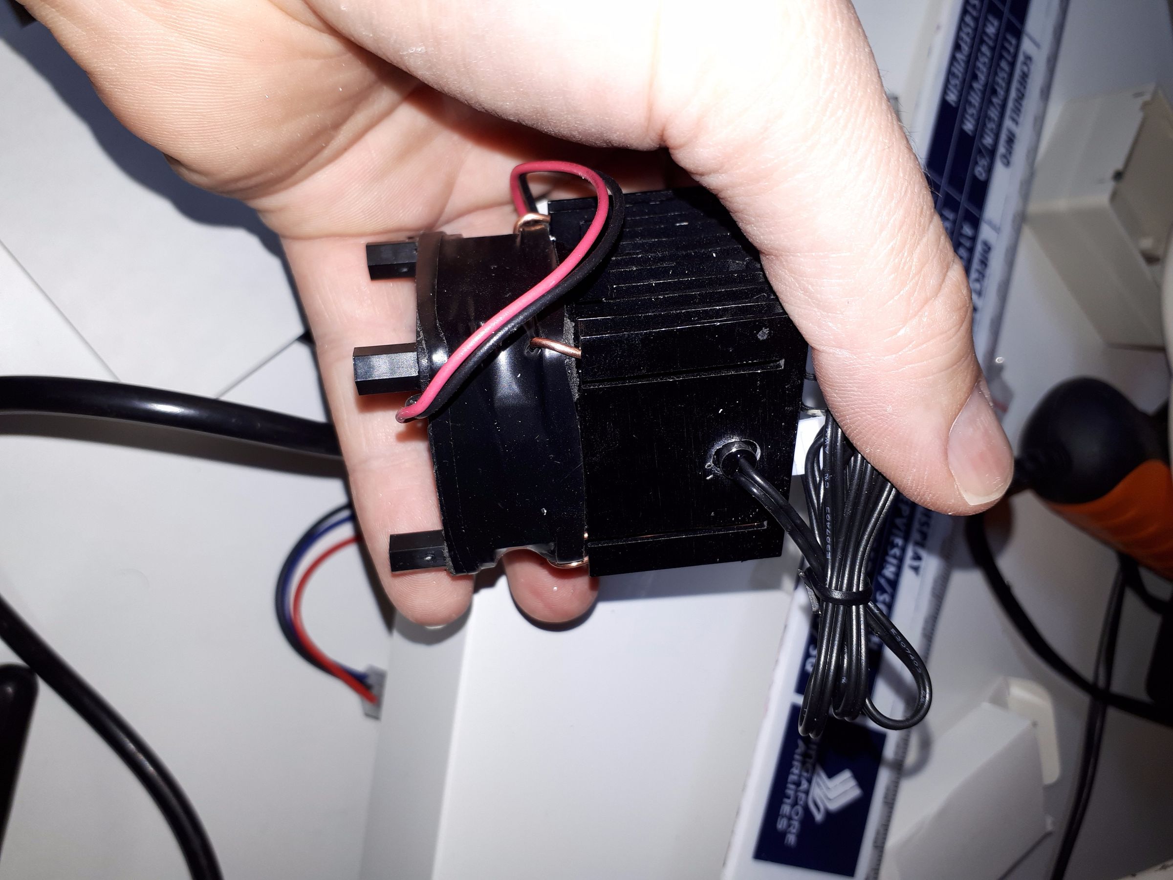 Compact Regulated PSU - Power Supply Unit : 9 Steps (with Pictures ...