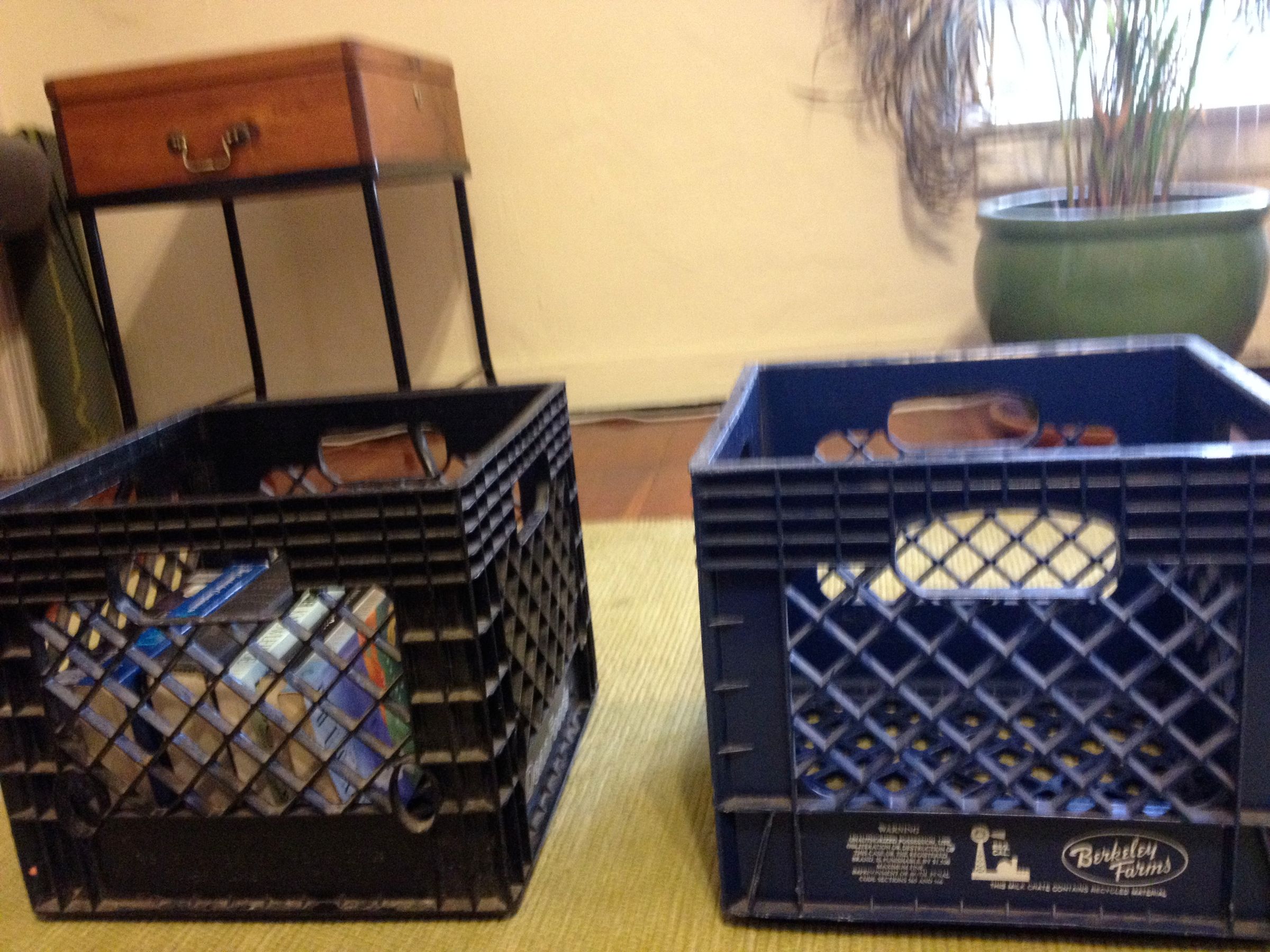 The Milk Crate Bookshelf : 4 Steps (with Pictures) - Instructables