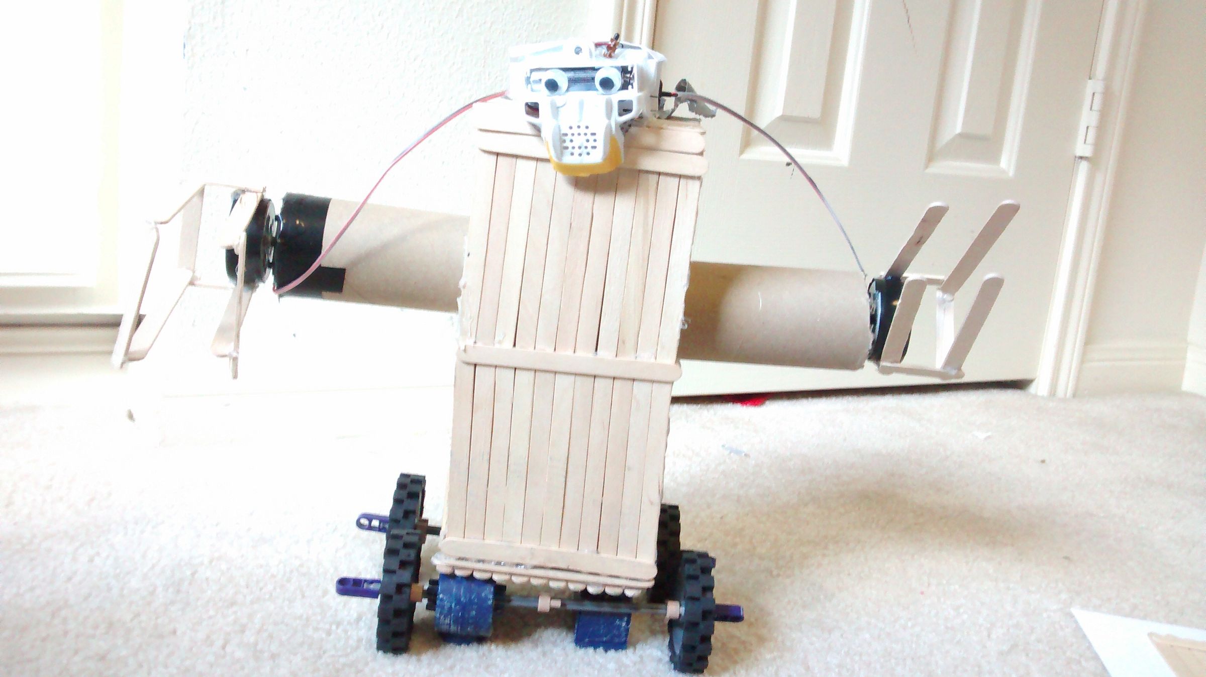 How to Make a Simple Humanoid Robot That Throws : 7 Steps - Instructables