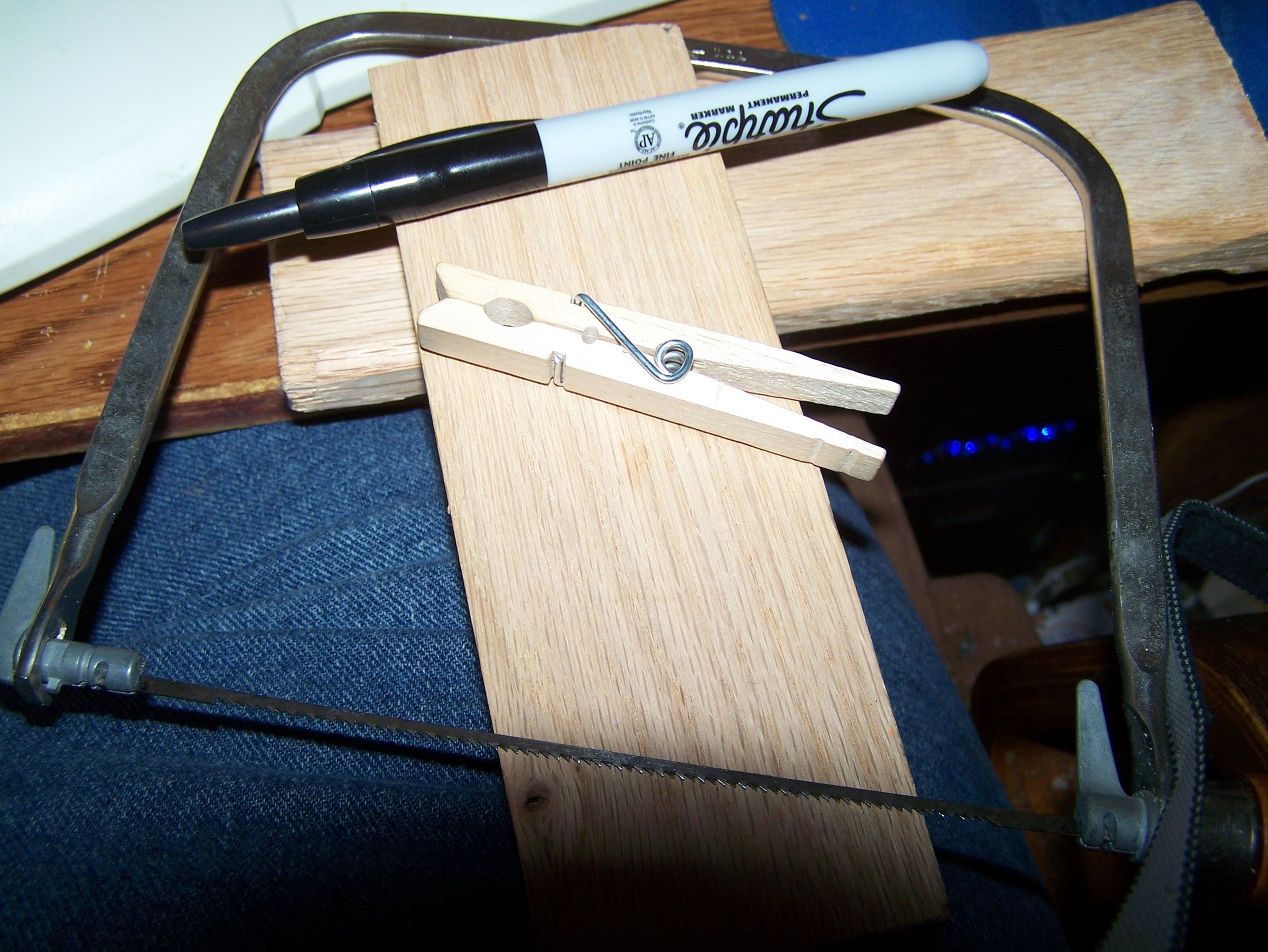 Rubber Band Gun : 5 Steps - Instructables