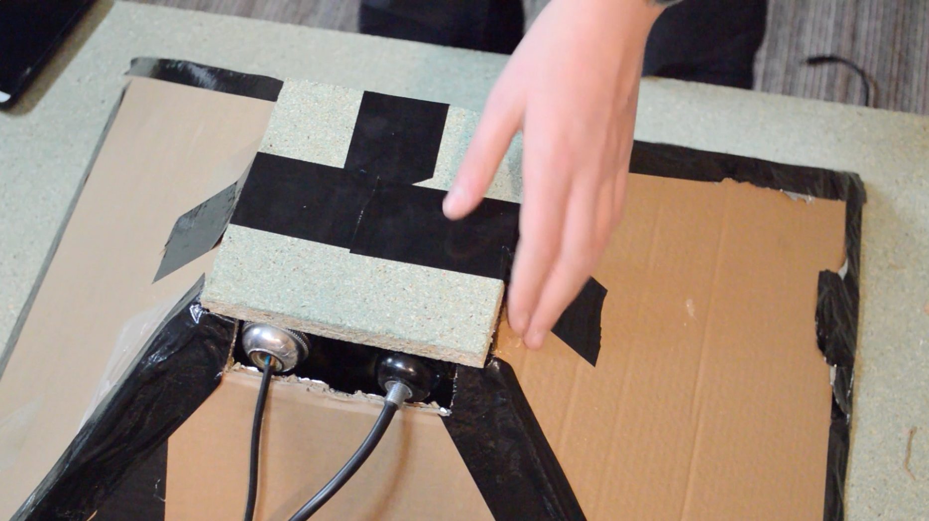 How to Make a Softbox for Under 10$ DIY : 13 Steps (with Pictures ...