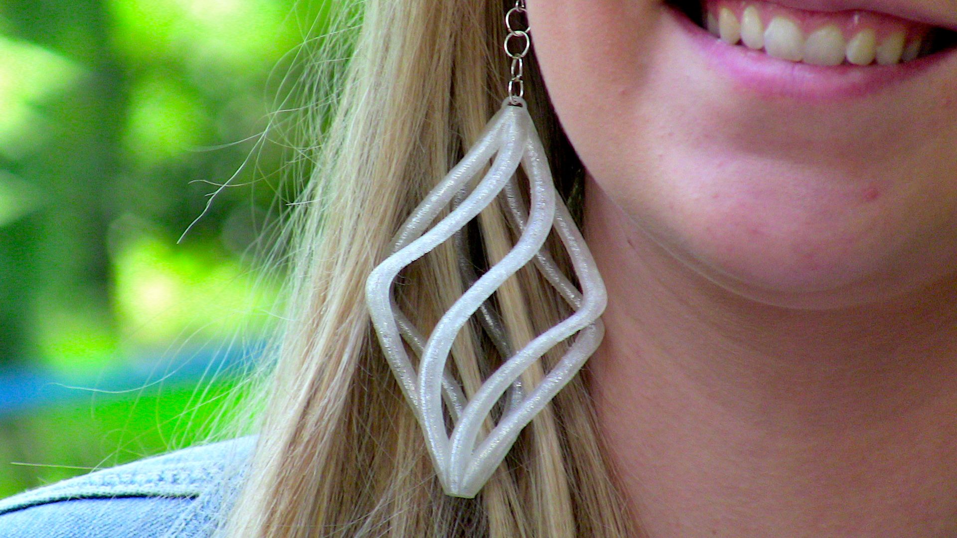 3D Printed Spiral Earrings : 7 Steps (with Pictures) - Instructables