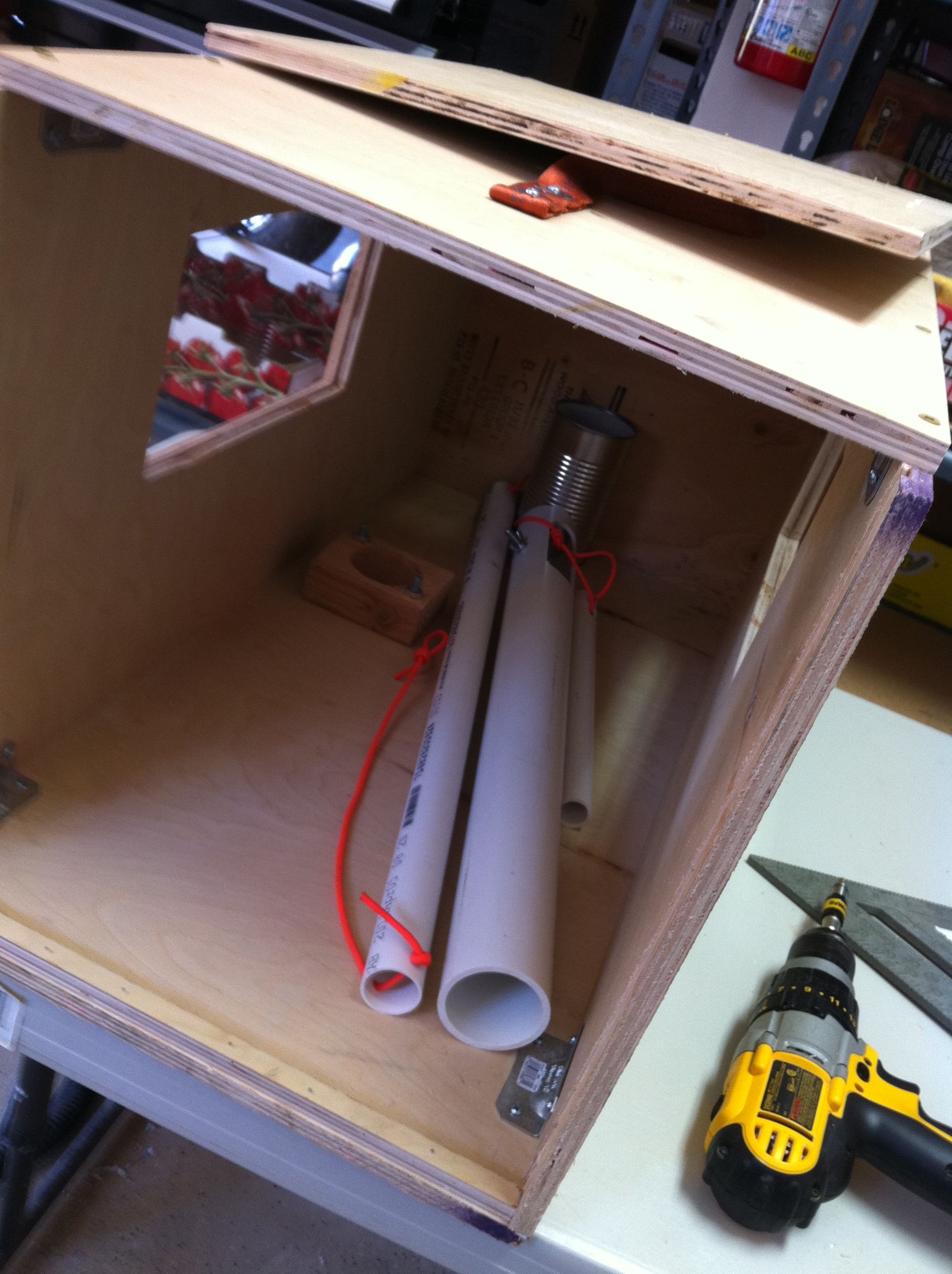 Humane Animal Trap (Small-Med) : 17 Steps (with Pictures) - Instructables