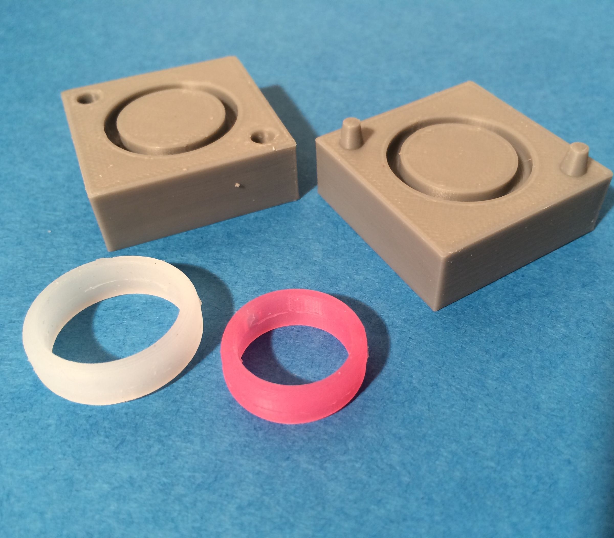 Silicone Wedding Band Ring : 5 Steps (with Pictures) - Instructables
