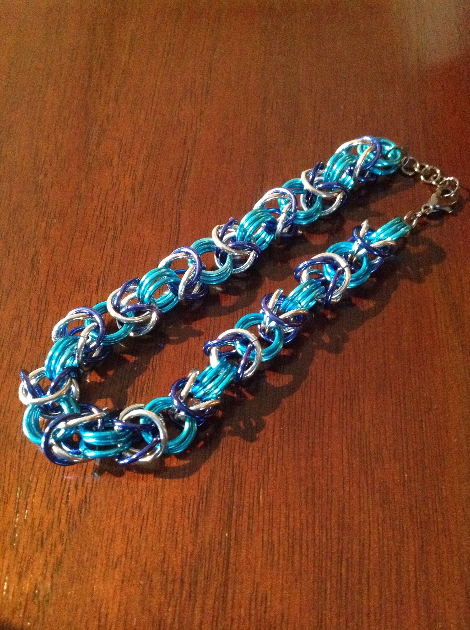 Triple Byzantine Weave Bracelet : 5 Steps (with Pictures) - Instructables