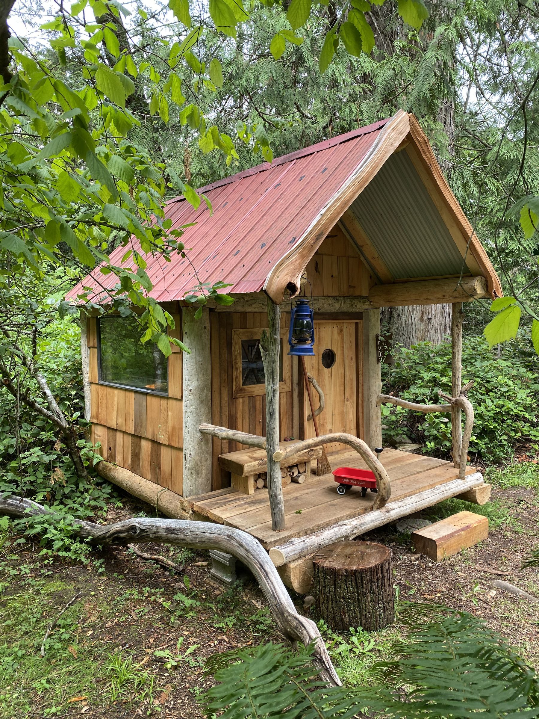 Rustic DIY Play House : 5 Steps (with Pictures) - Instructables