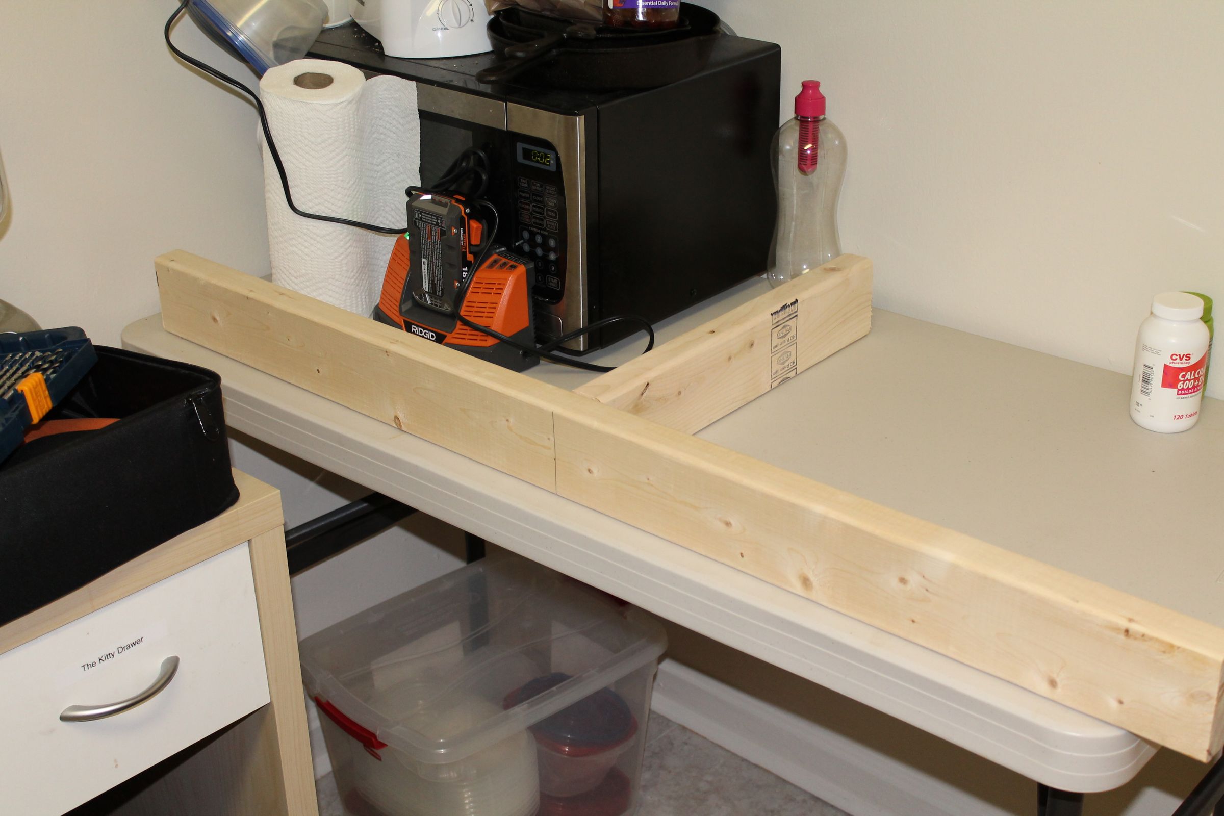 Cheap Storage Shelves : 9 Steps (with Pictures) - Instructables