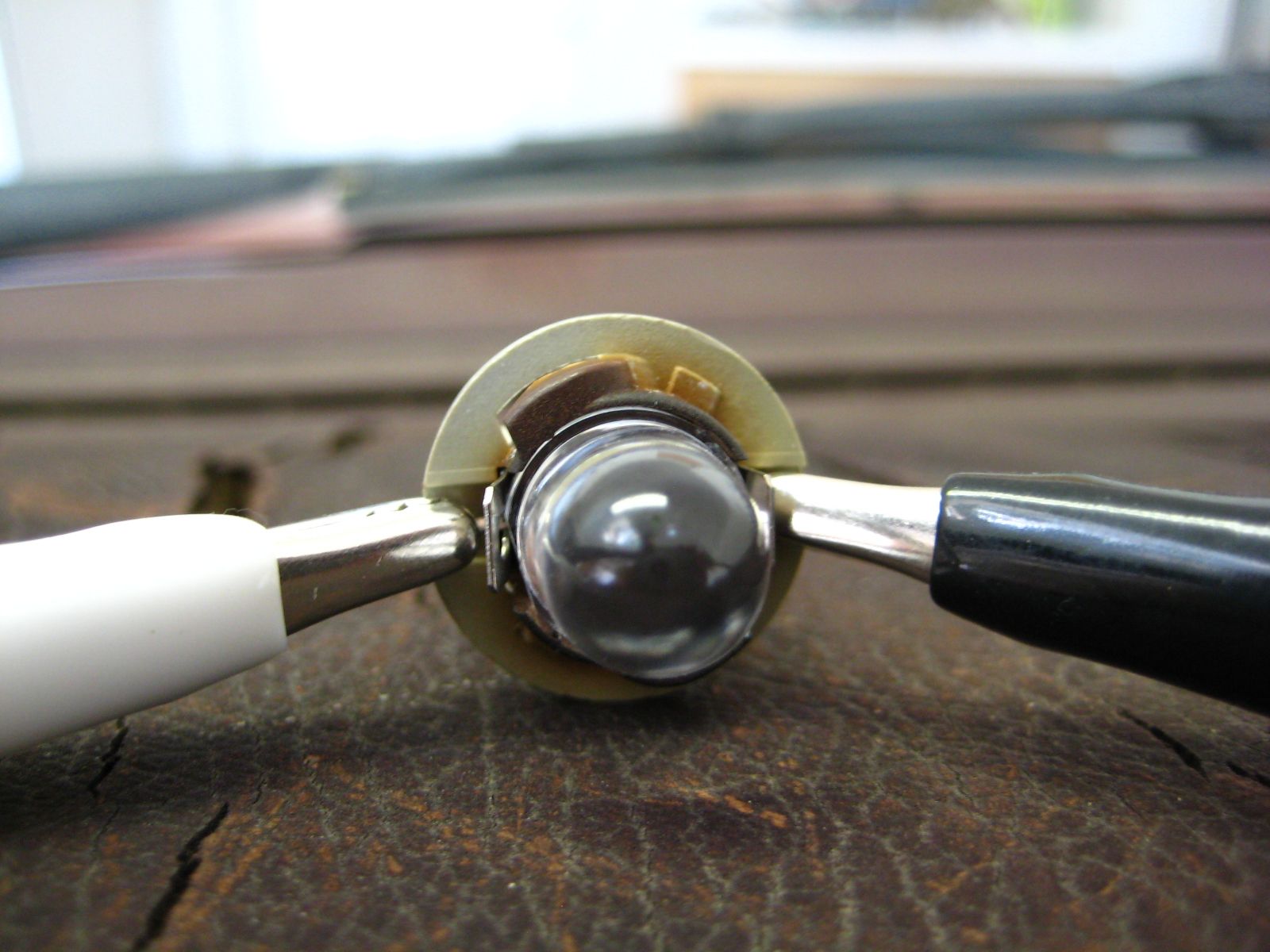 Replace You Cars Instrument Panel Lights With LEDs. : 8 Steps ...