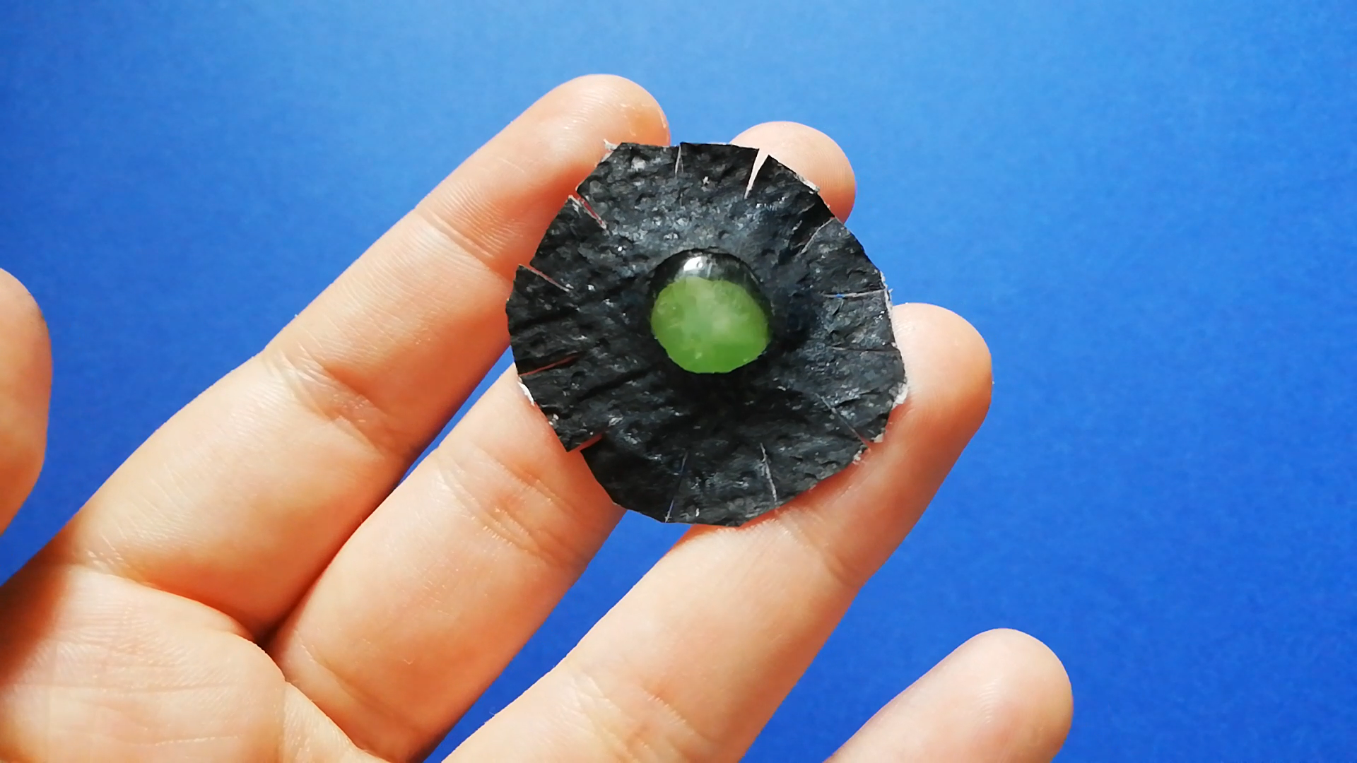 Plastic Bottle & Soda Can Gemstones : 12 Steps (with Pictures ...